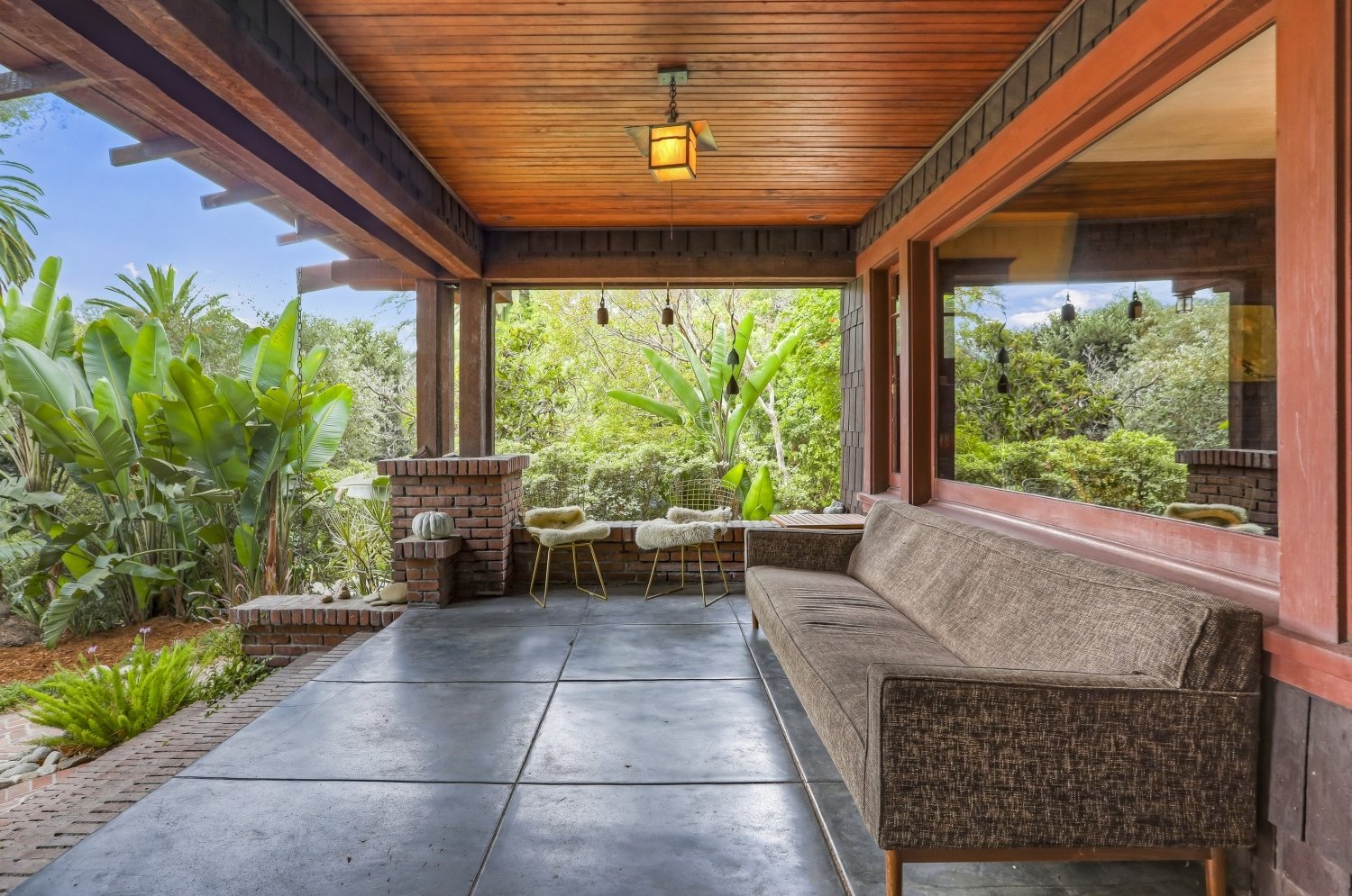 Photo 5 of 17 in A Historic Craftsman Compound in L.A. Lists for $2.5M ...