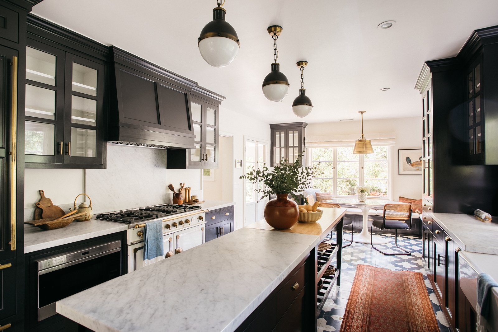 Photo 4 of 15 in Actor Zooey Deschanel’s Former Hollywood Hills Home ...