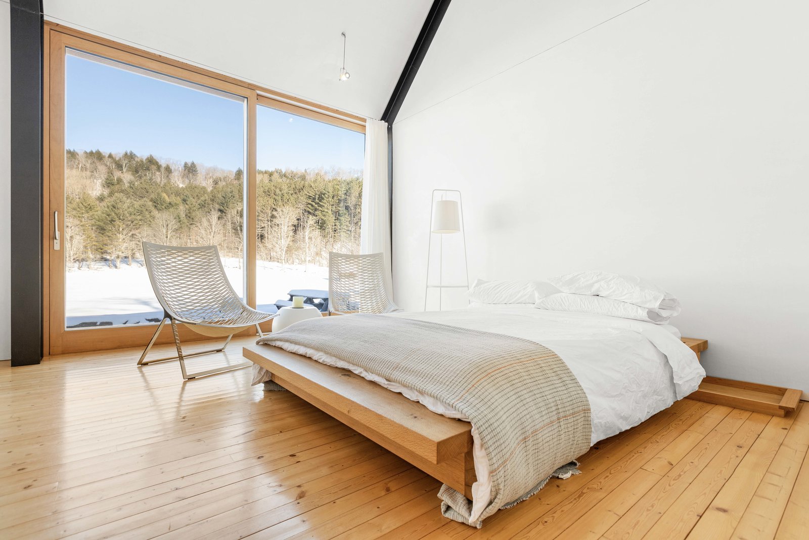 Photo 12 of 18 in Rick Joy’s Vermont Masterpiece Hits the Market Once ...