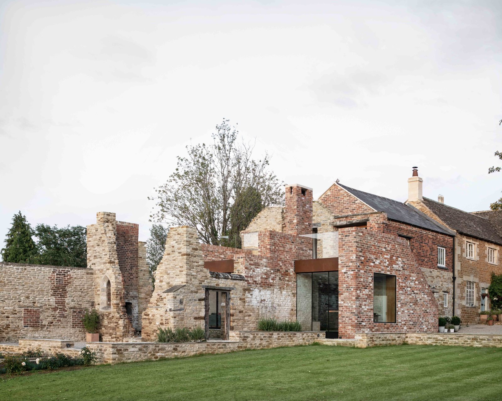 Photo 2 of 12 in A Victorian Home Takes Over the Ruins of an Old ...