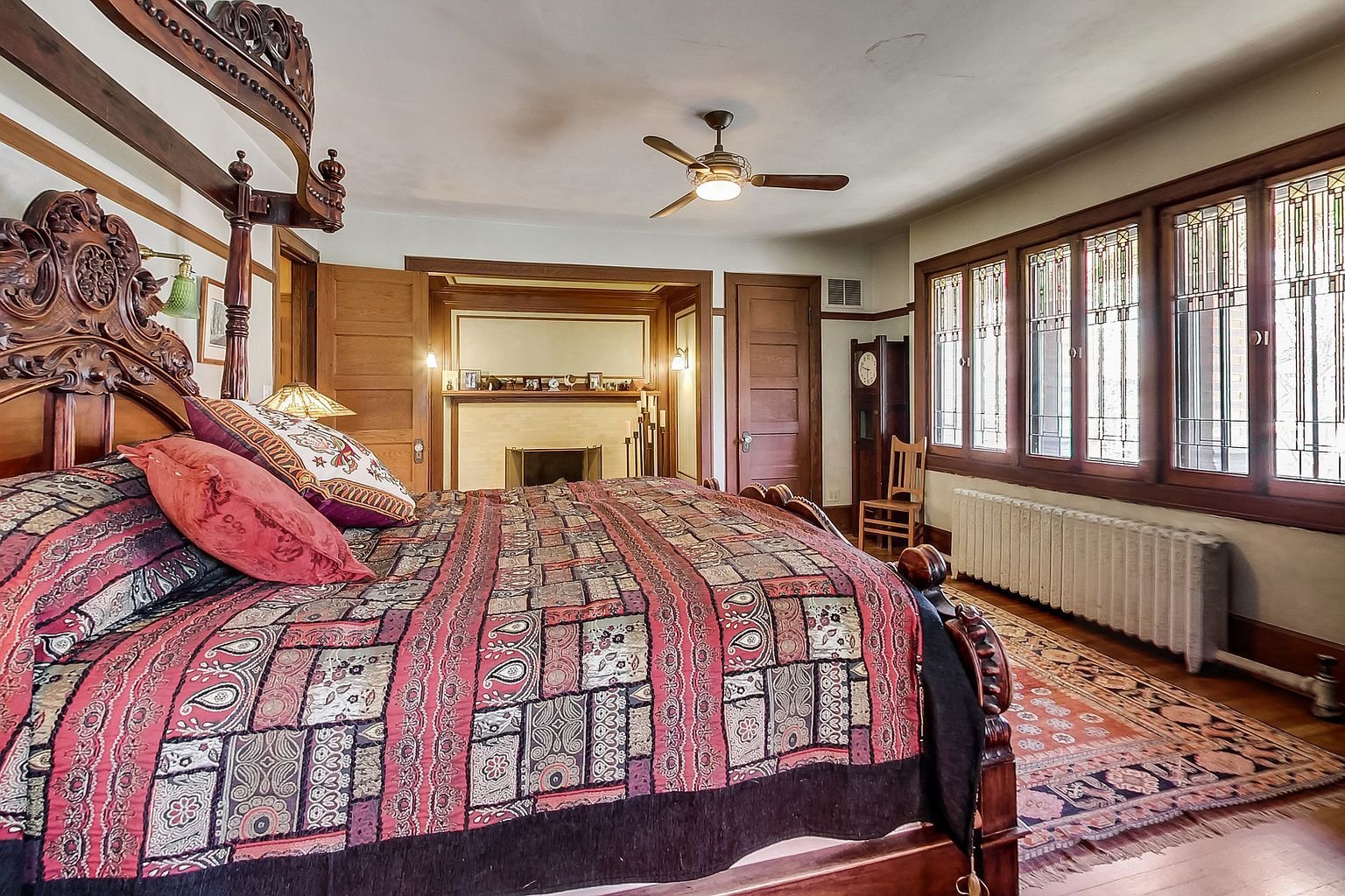 Photo 13 of 15 in An Early Prairie-Style Residence by Frank Lloyd ...