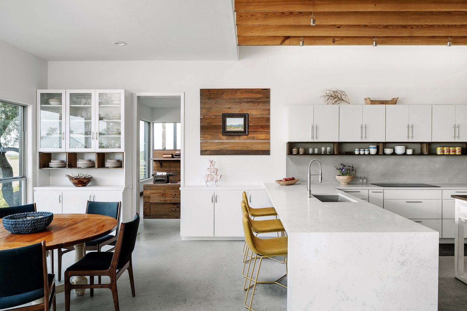 Photo 13 of 20 in This Clever, Affordable Homestead for a Retired Texas ...