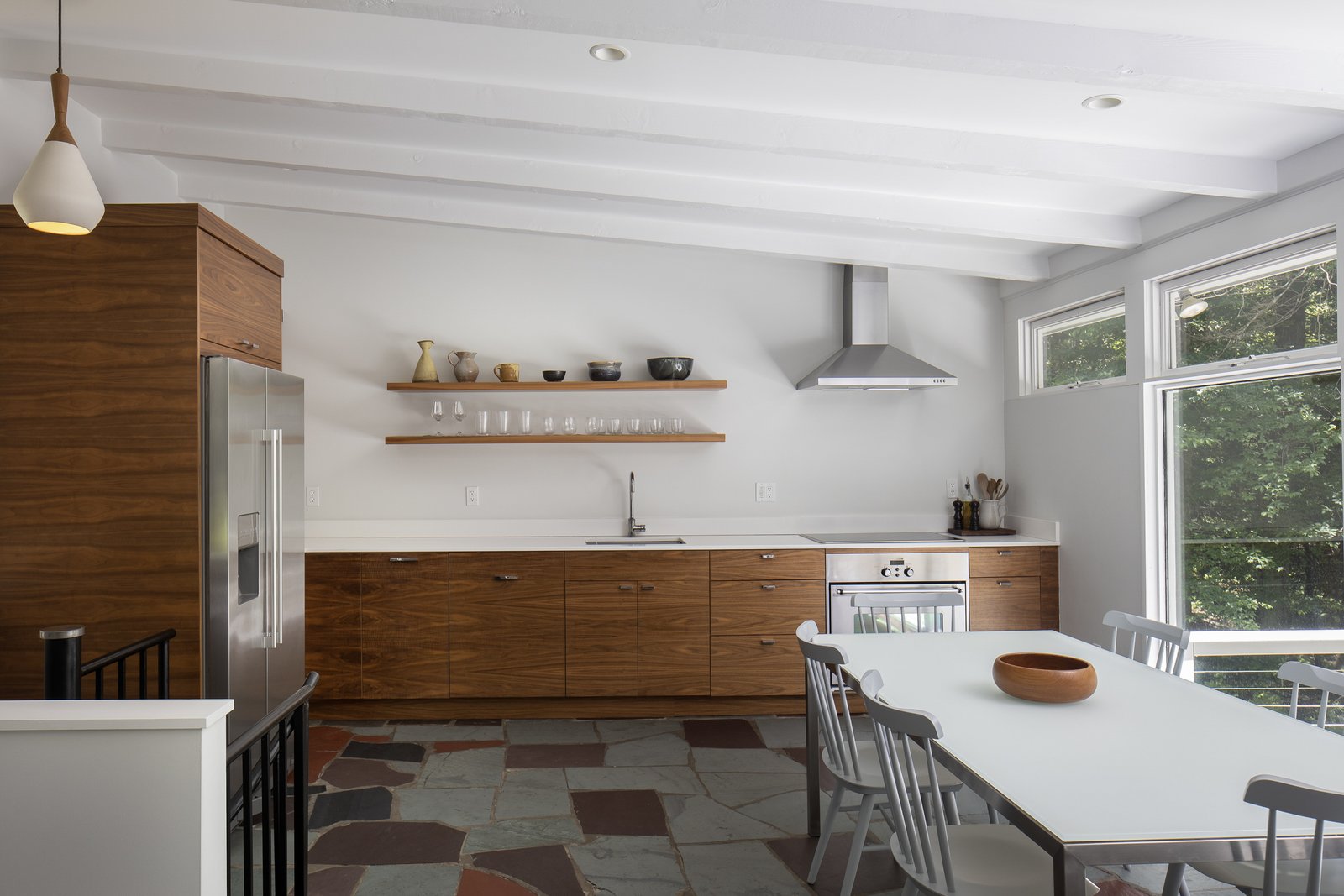 Photo 5 of 15 in For $1.35M, Snag This Renovated Midcentury Retreat ...