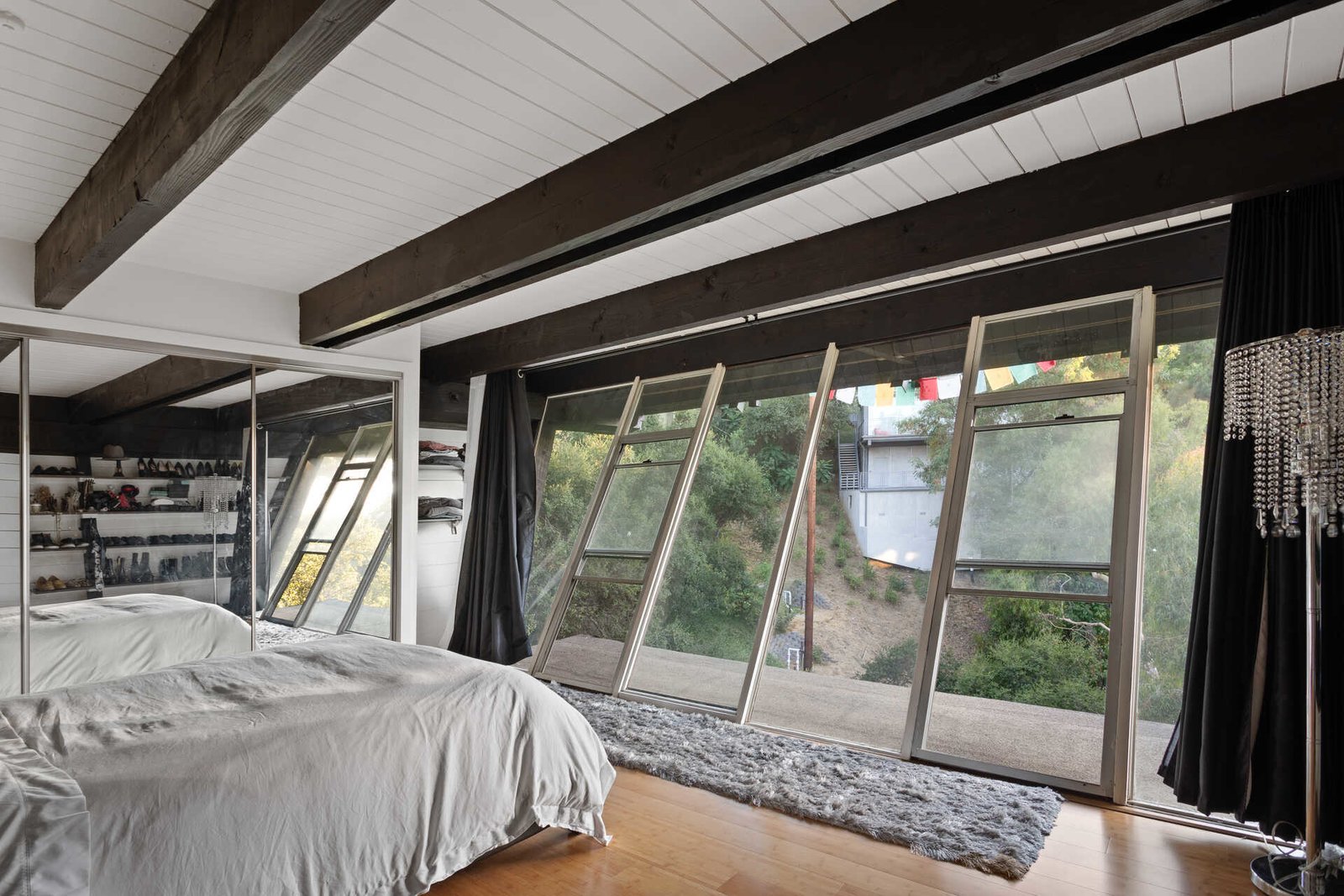 Photo 11 of 15 in A Cantilevered “Boathouse” by Harry Gesner Is Up for ...