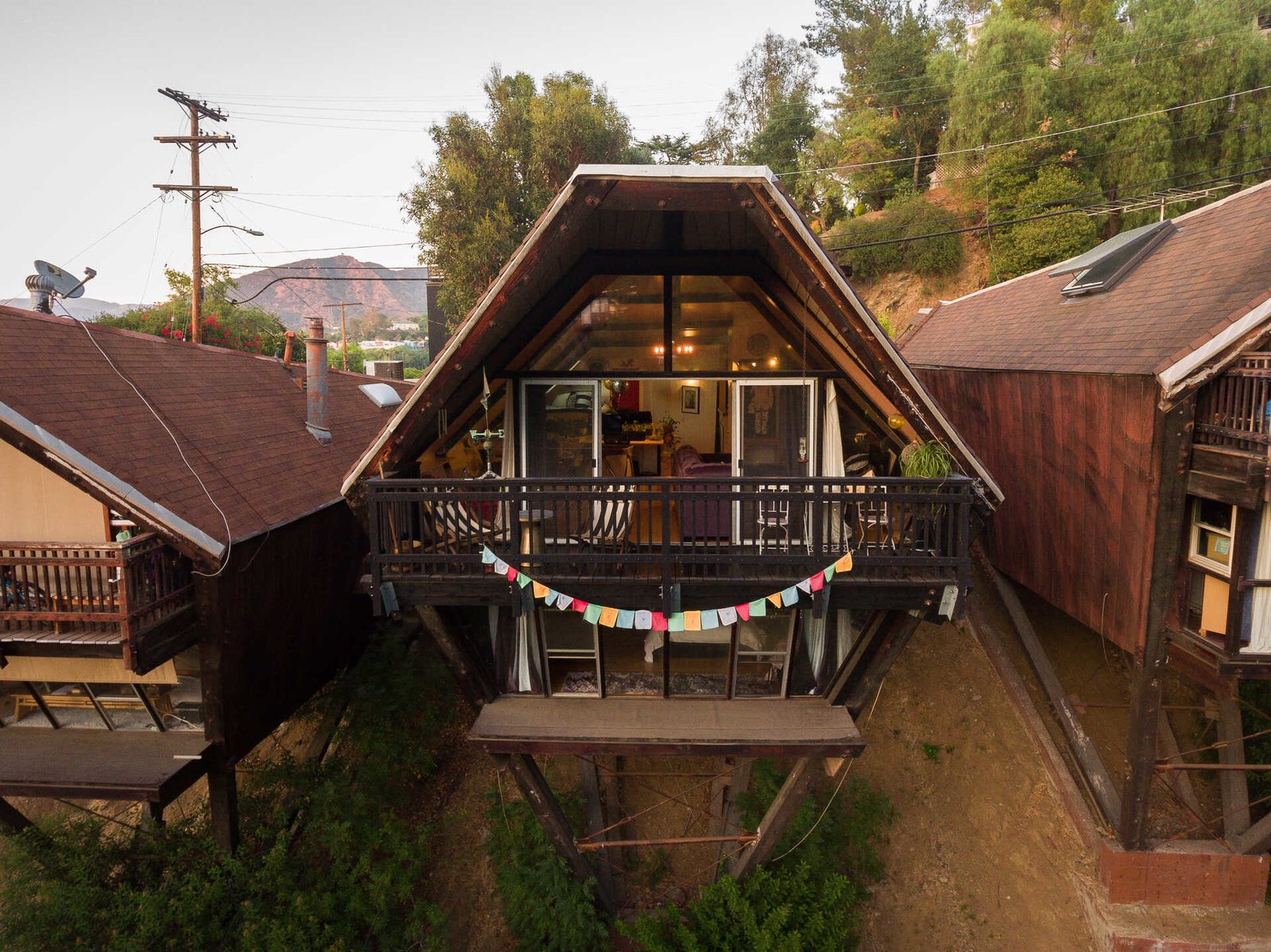 Photo 15 of 15 in A Cantilevered “Boathouse” by Harry Gesner Is Up for ...