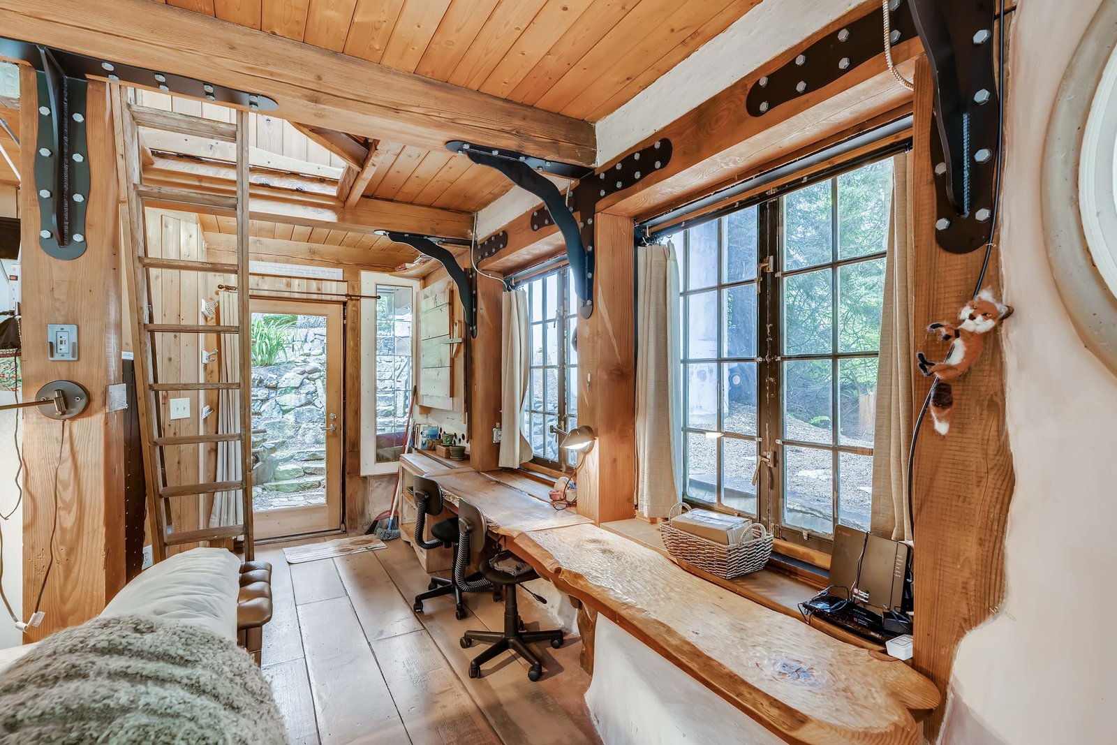 Photo 7 of 15 in A Weird and Wonderful Cob Cottage in a Washington Co ...