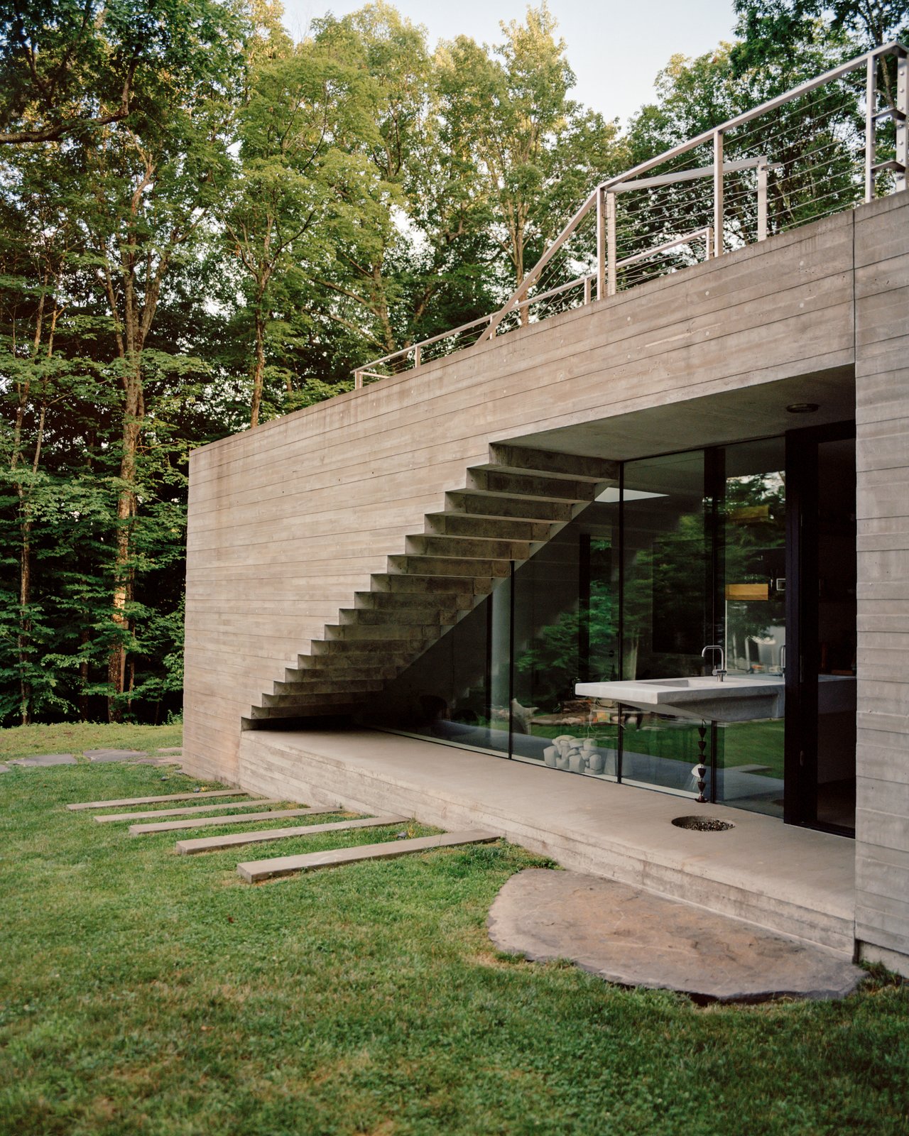 Photo 3 of 20 in A Concrete Guesthouse in Upstate New York Is Decidedly ...