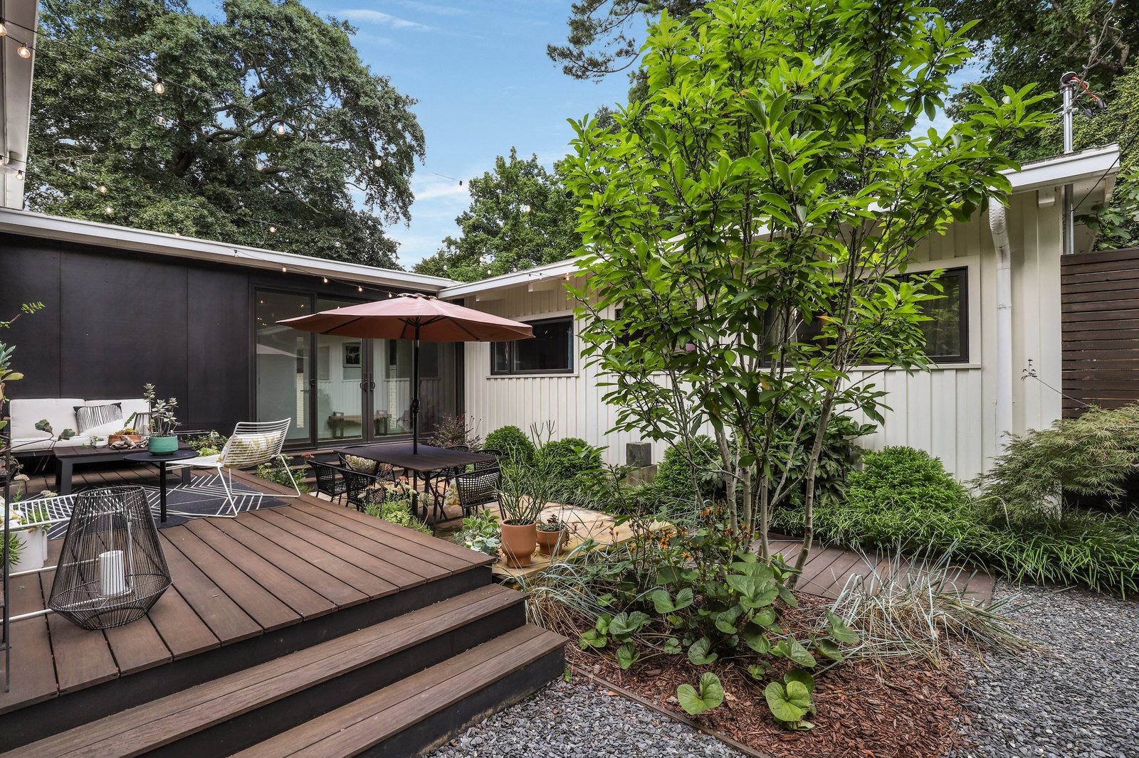 Photo 15 of 18 in A Renovated Midcentury in Georgia With a Lush Central ...