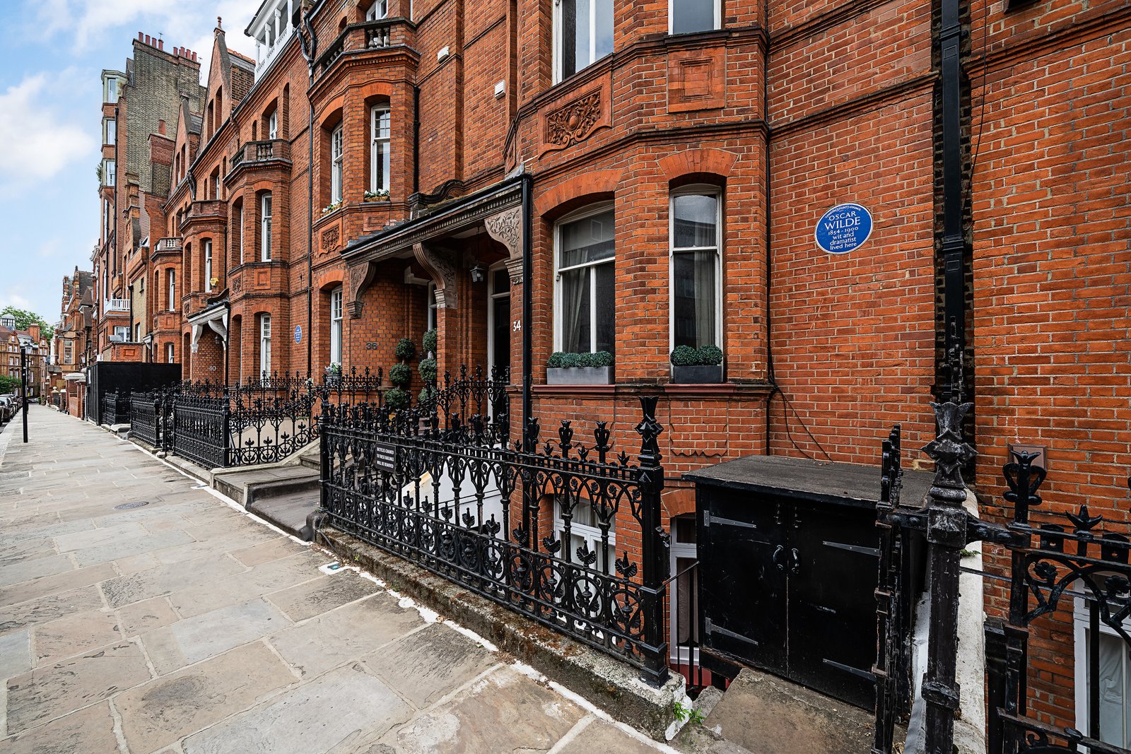 Photo 9 of 10 in Own a Piece of Literary History by Purchasing a Flat ...