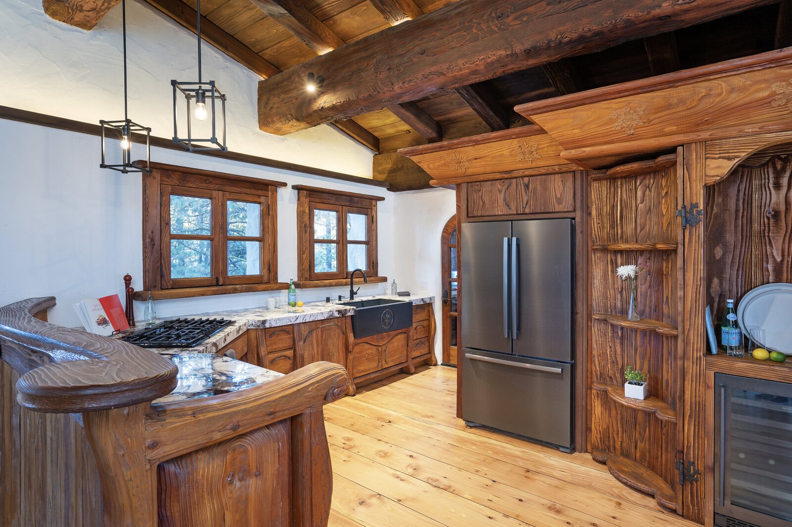 Photo 5 of 15 in Listed for $2.65M, This Bavarian-Style “Snow Haus ...