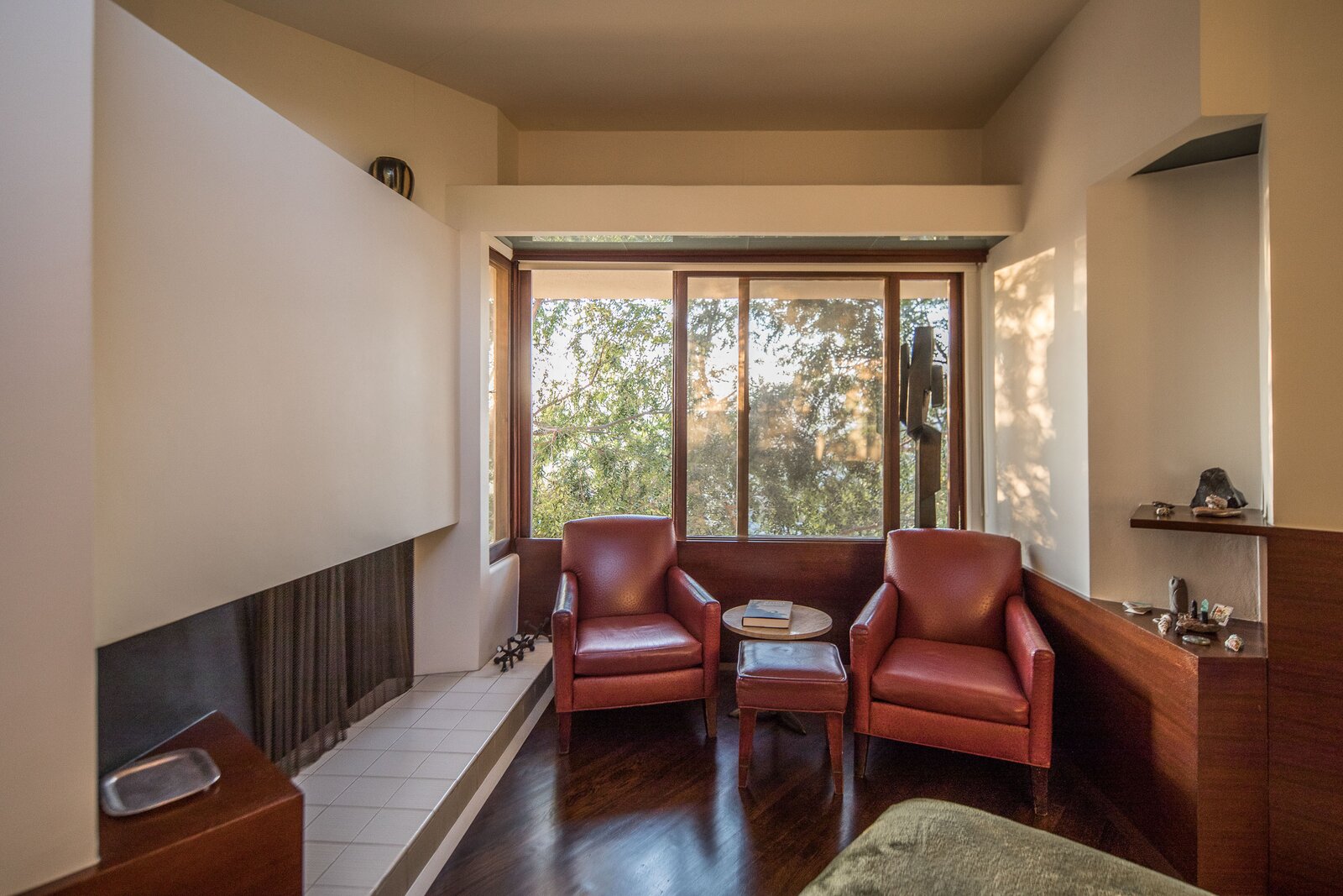 Photo 9 of 14 in A Newly Restored Schindler Building Lists for $3.65M ...