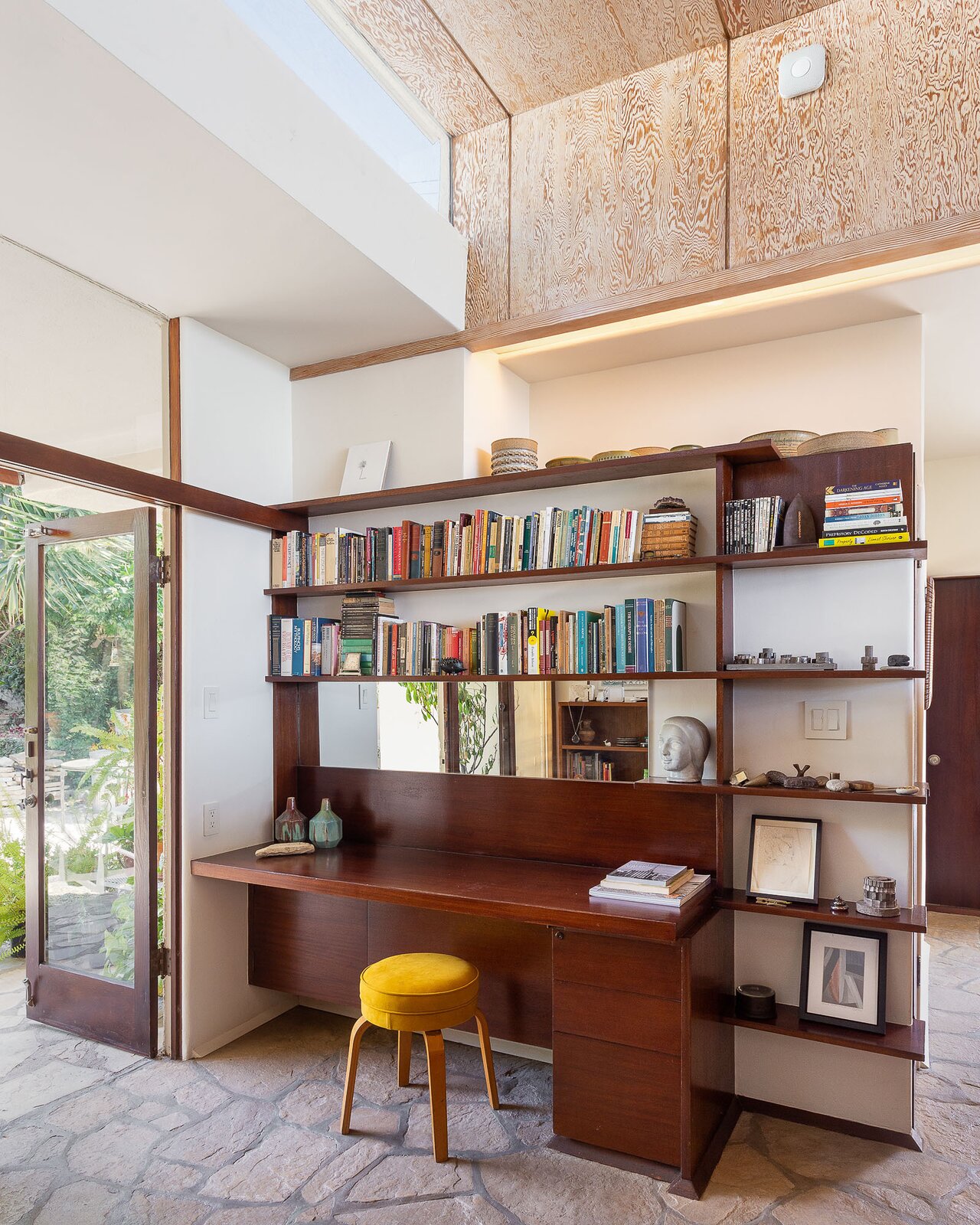 Photo 8 of 14 in A Newly Restored Schindler Building Lists for $3.65M ...
