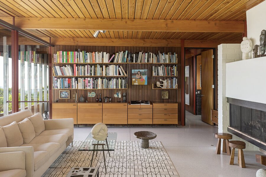 Photo 2 of 12 in An Impeccably Renovated Midcentury by Case Study ...