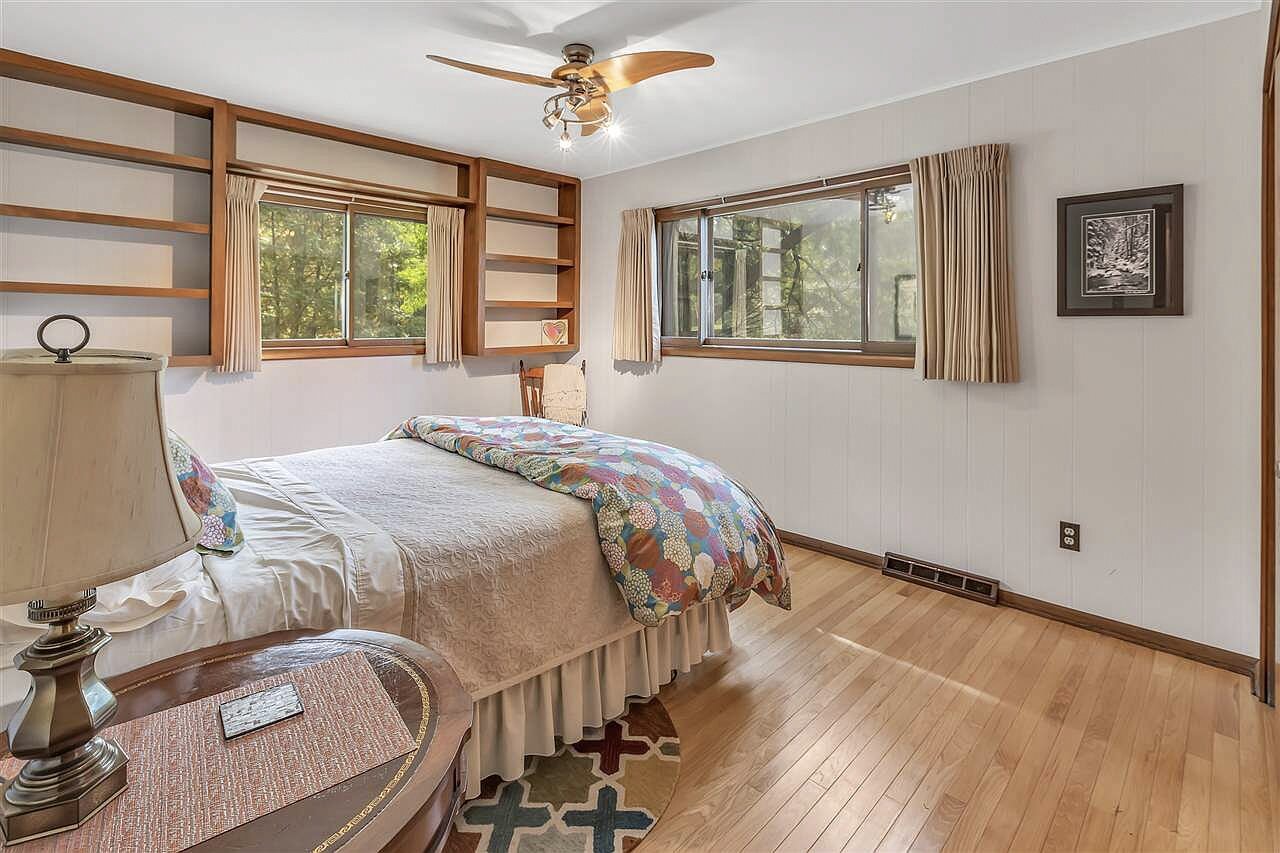 Photo 8 of 11 in A Michigan Midcentury With Colorful ’60s Flair Lists ...