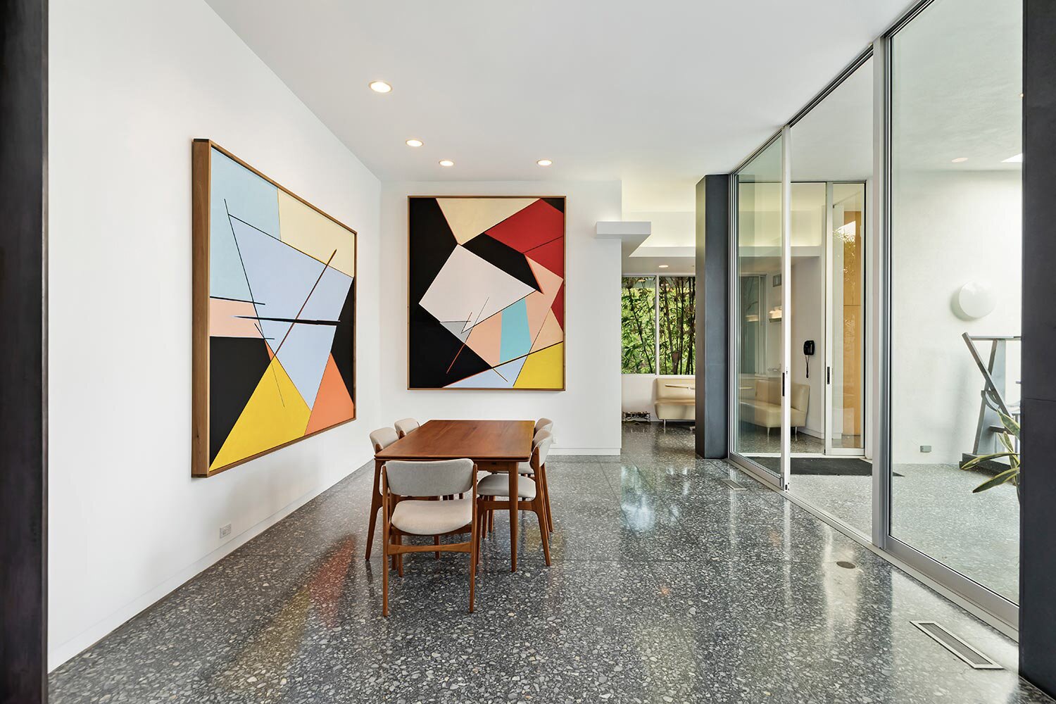 Photo 6 of 15 in The Holt House by Midcentury “Architect to the Stars ...