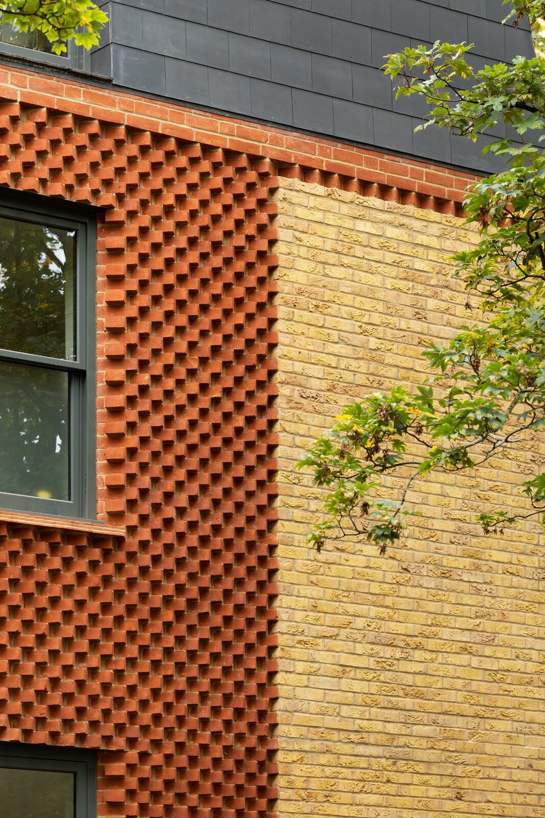 Photo 8 of 9 in Dogtooth Brickwork Makes a Narrow London Terrace House ...