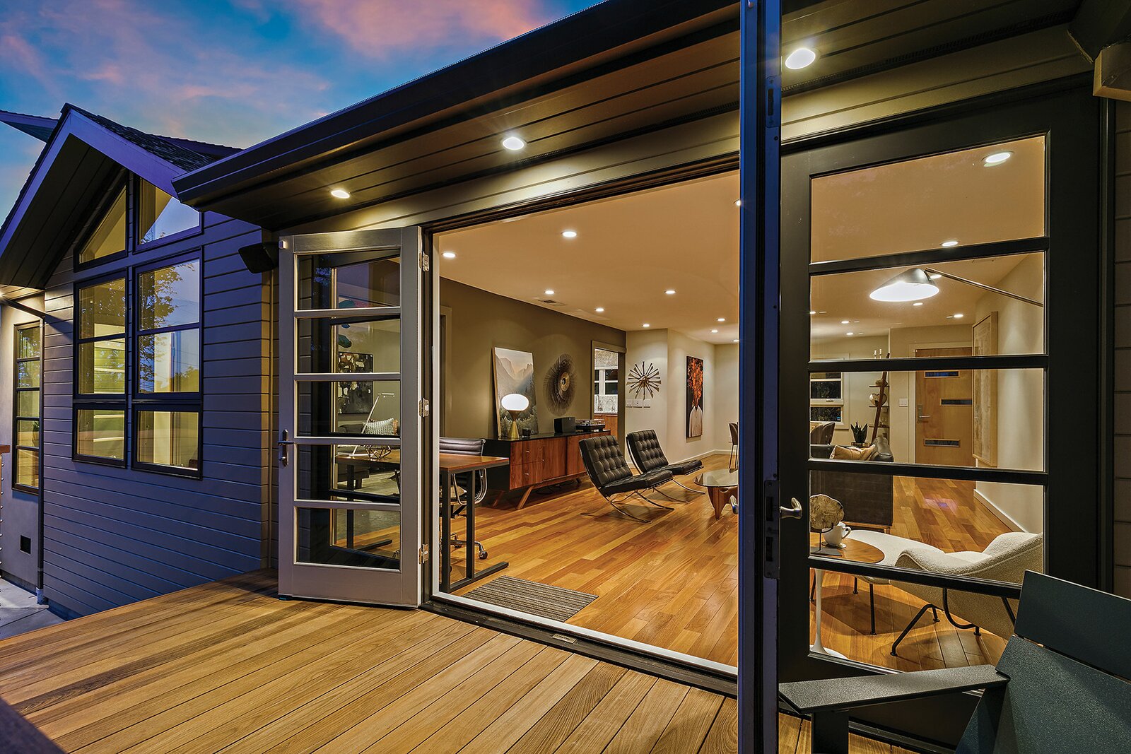 Photo 4 of 8 in A Remodeled Ranch-Style Home in Oakland Gains Both ...