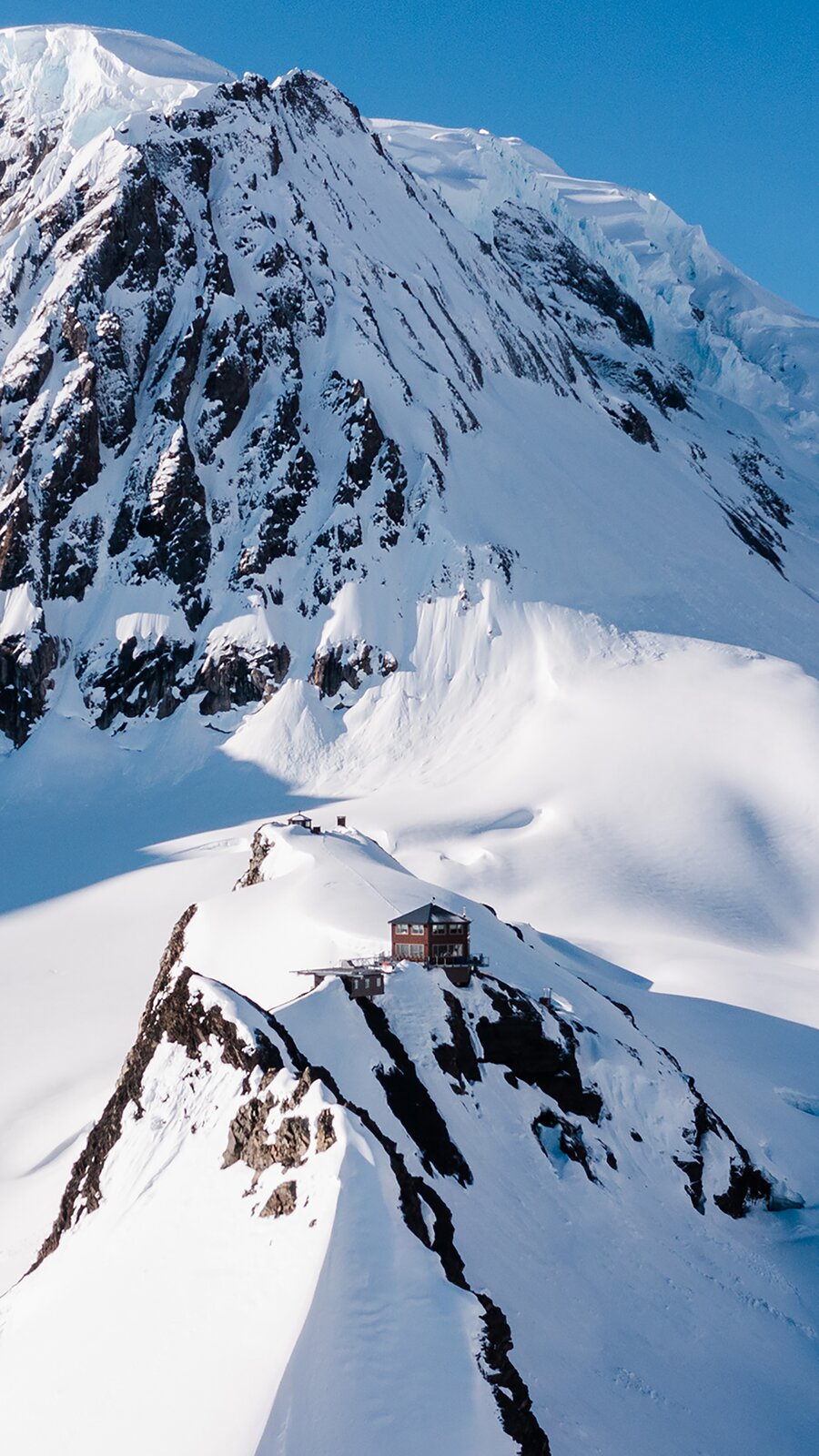 Photo 2 of 6 in This Mountain Retreat in Alaska Offers a Stylish Escape ...