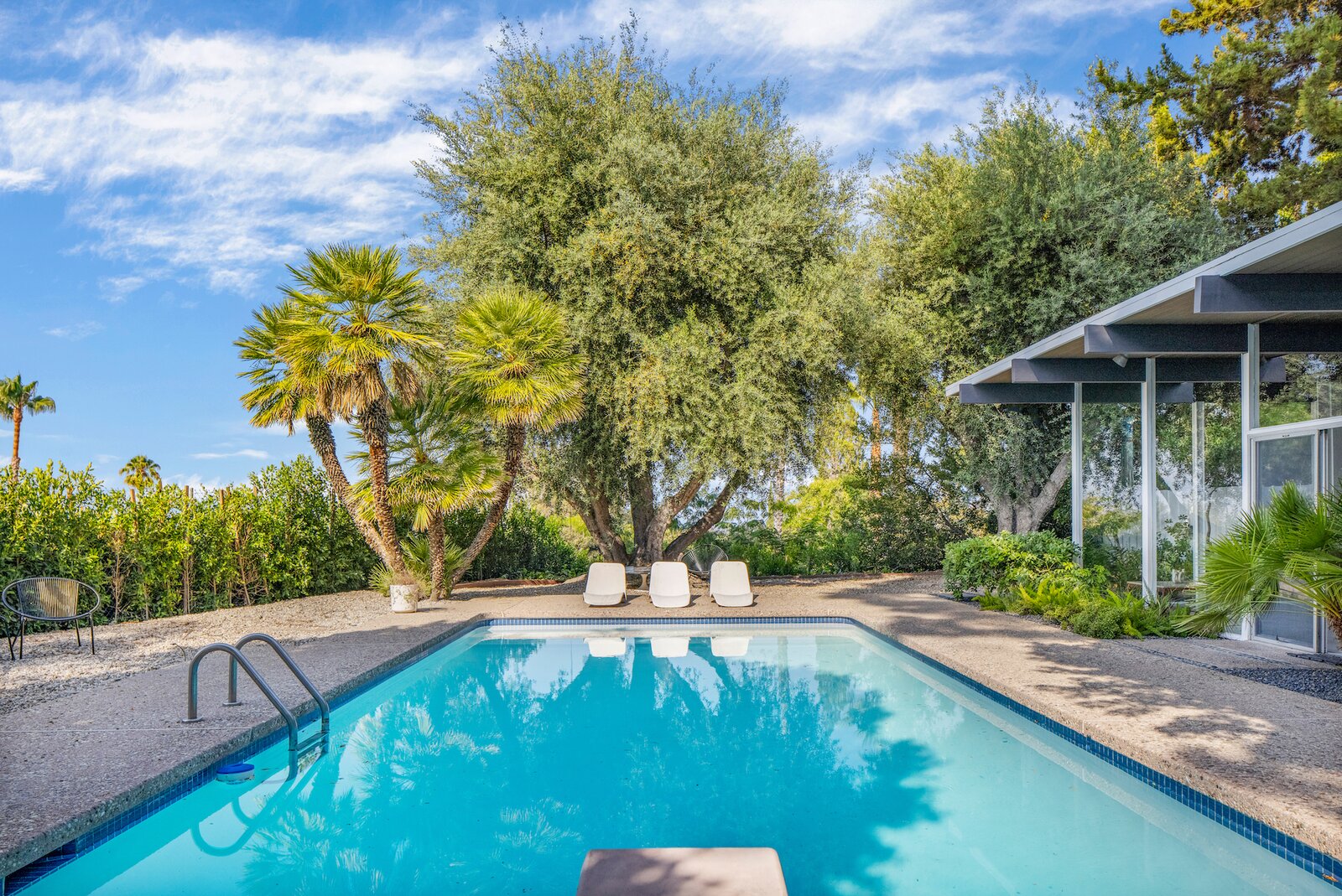 Photo 12 of 13 in A Restored Midcentury by A. Quincy Jones Is for Rent ...