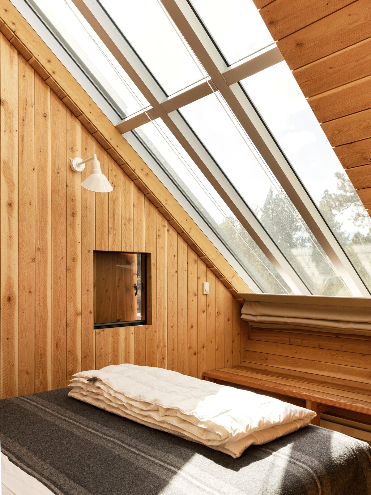 Photo 13 of 16 in A Rambling Fishing Retreat in Montana Cuts Through ...