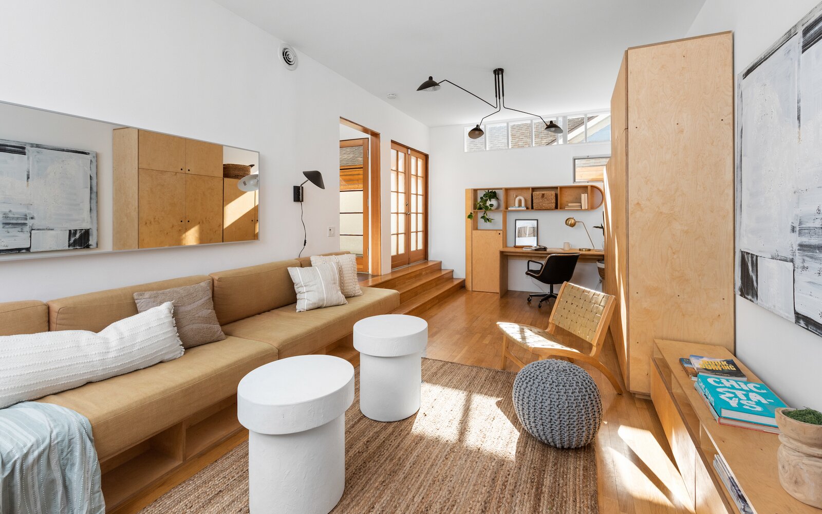 Photo 10 of 18 in Architect Frederick Fisher’s Caplin House—Designed ...