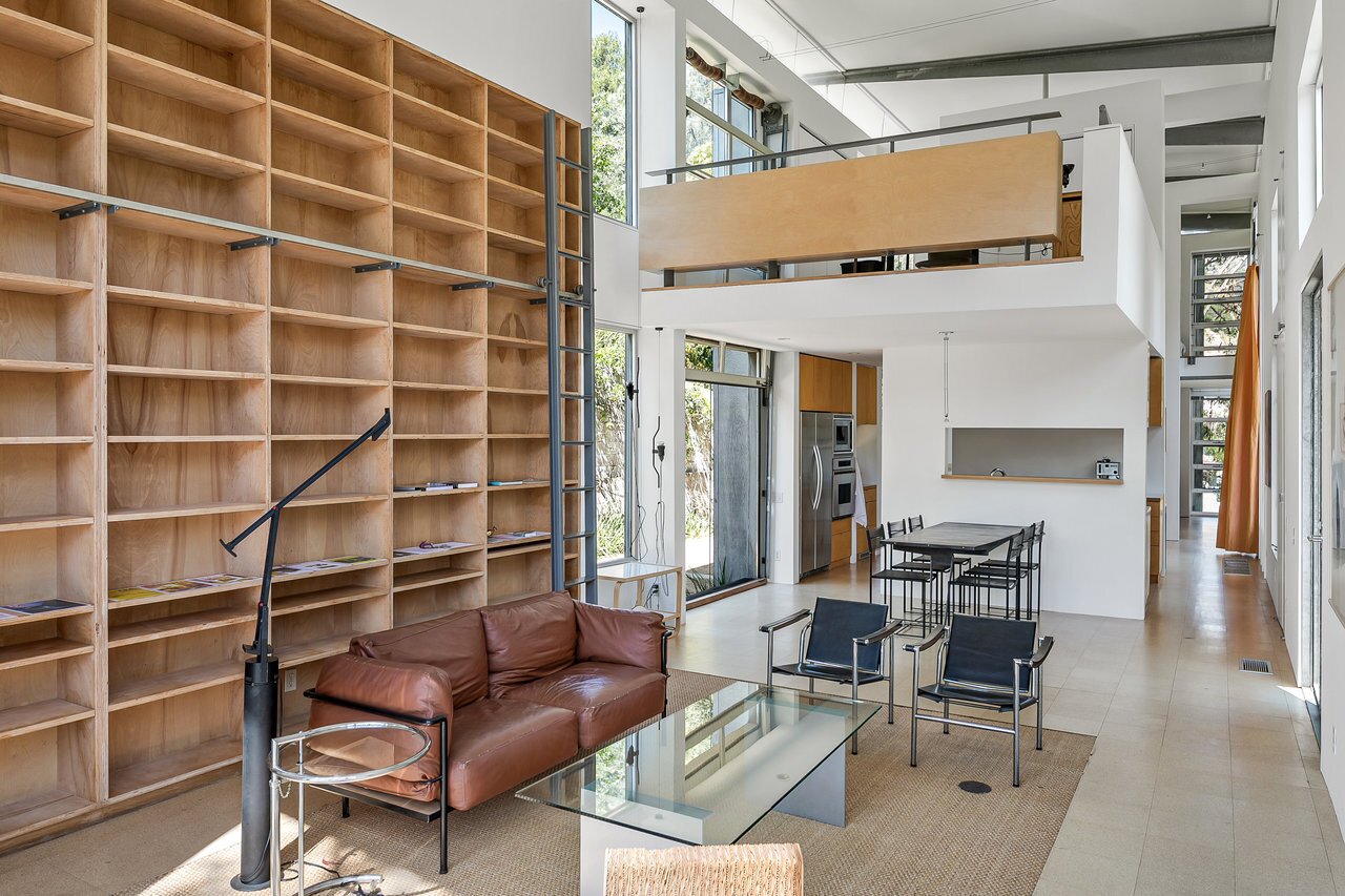 Photo 4 of 9 in An Architect Couple’s “Experimental House” in the ...