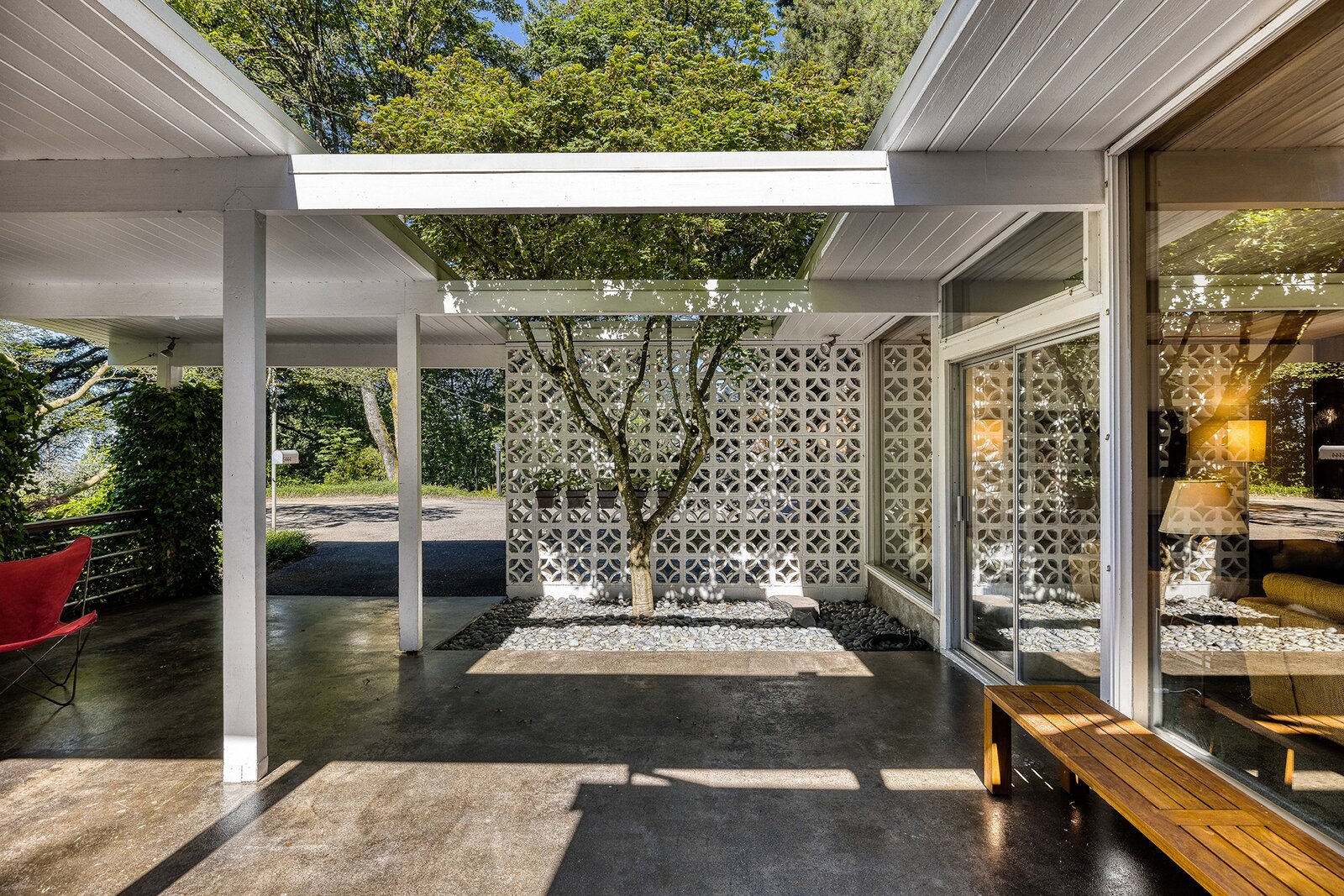 Dwell Homes Real Estate: Design and ideas for modern living