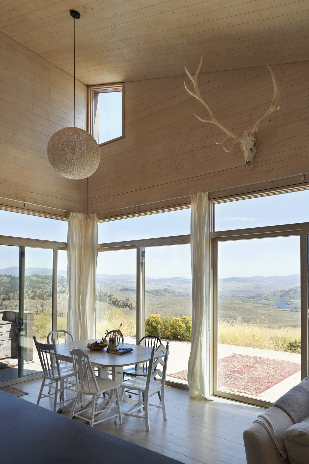 Photo 1 of 10 in An Observatory for Sky, Light, and Wind Emerges 20 ...
