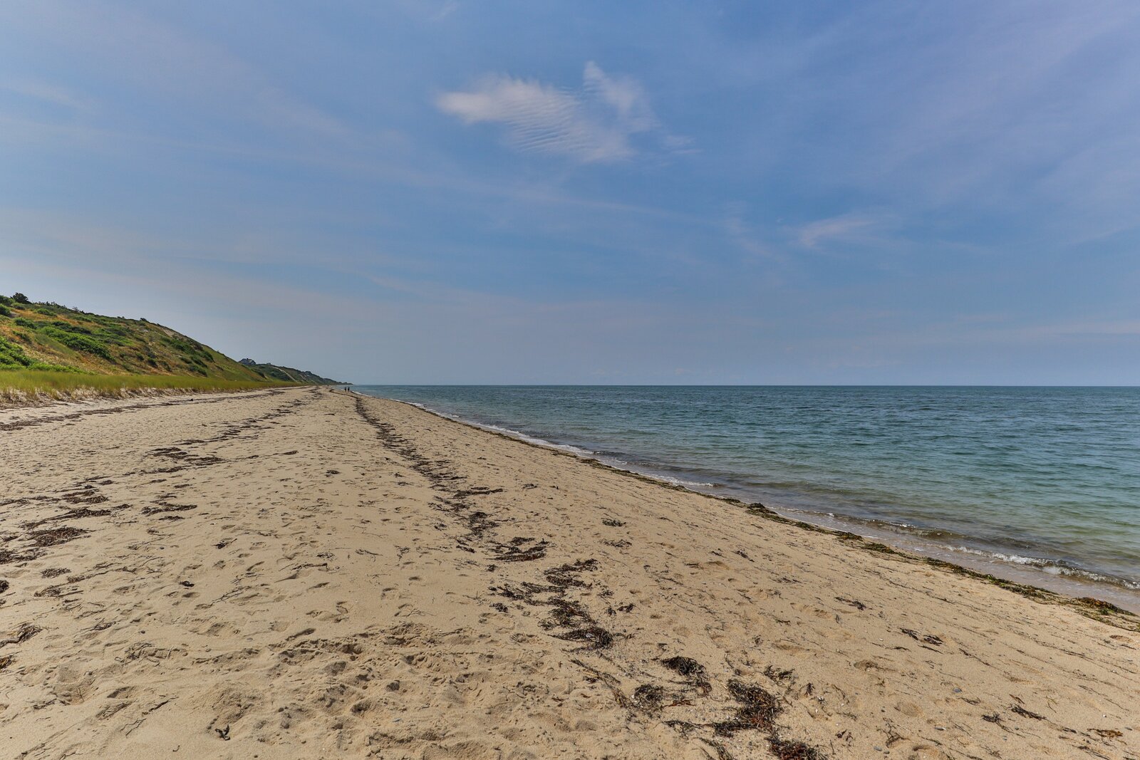 Photo 10 of 11 in A Charming Midcentury Cottage Lists for the First ...