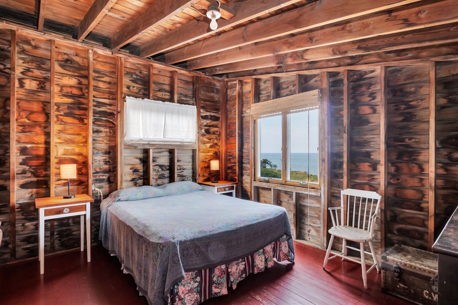 Photo 6 of 11 in A Charming Midcentury Cottage Lists for the First Time ...