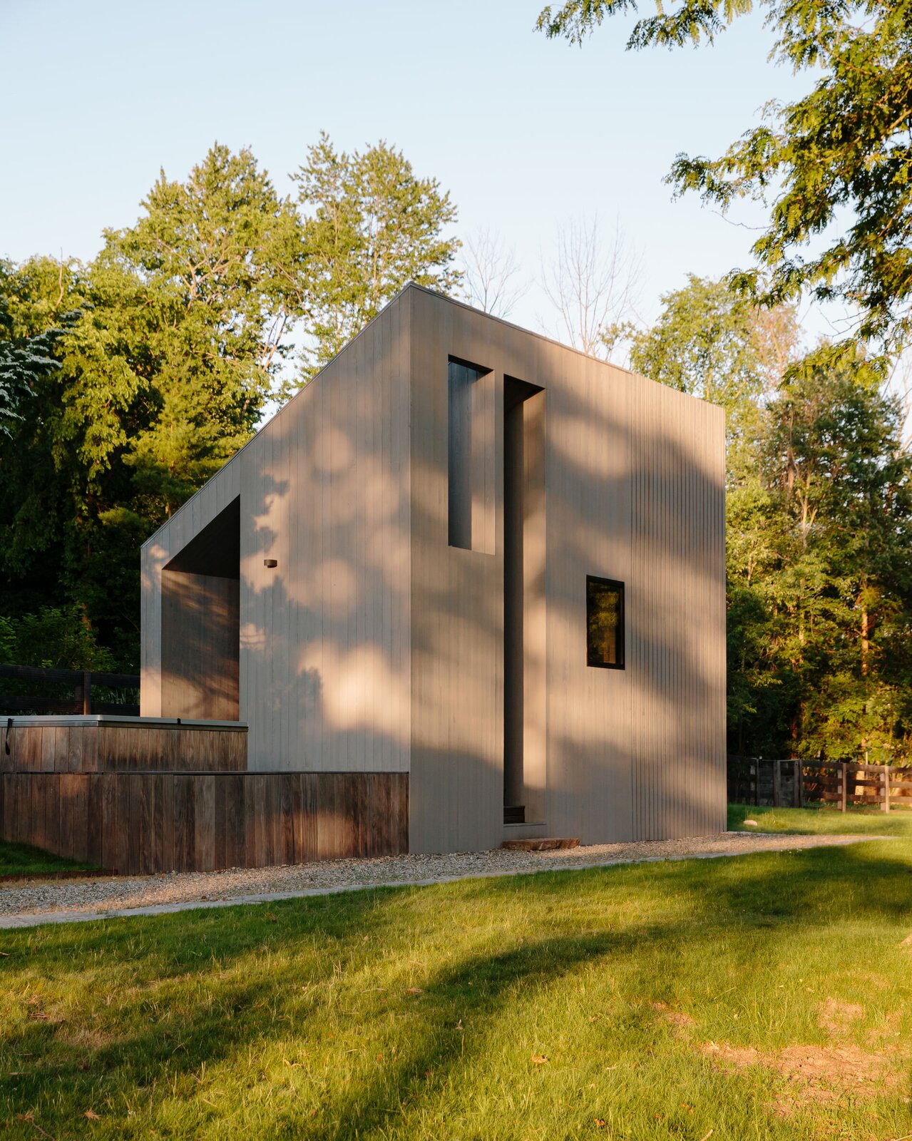 Photo 16 of 19 in A New York City Couple Embrace Retirement in a ...
