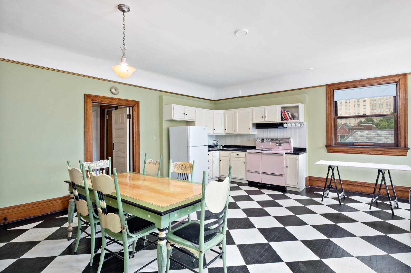 Photo 8 of 11 in Here’s Your Chance to Own the Nabisco Mansion—But It ...