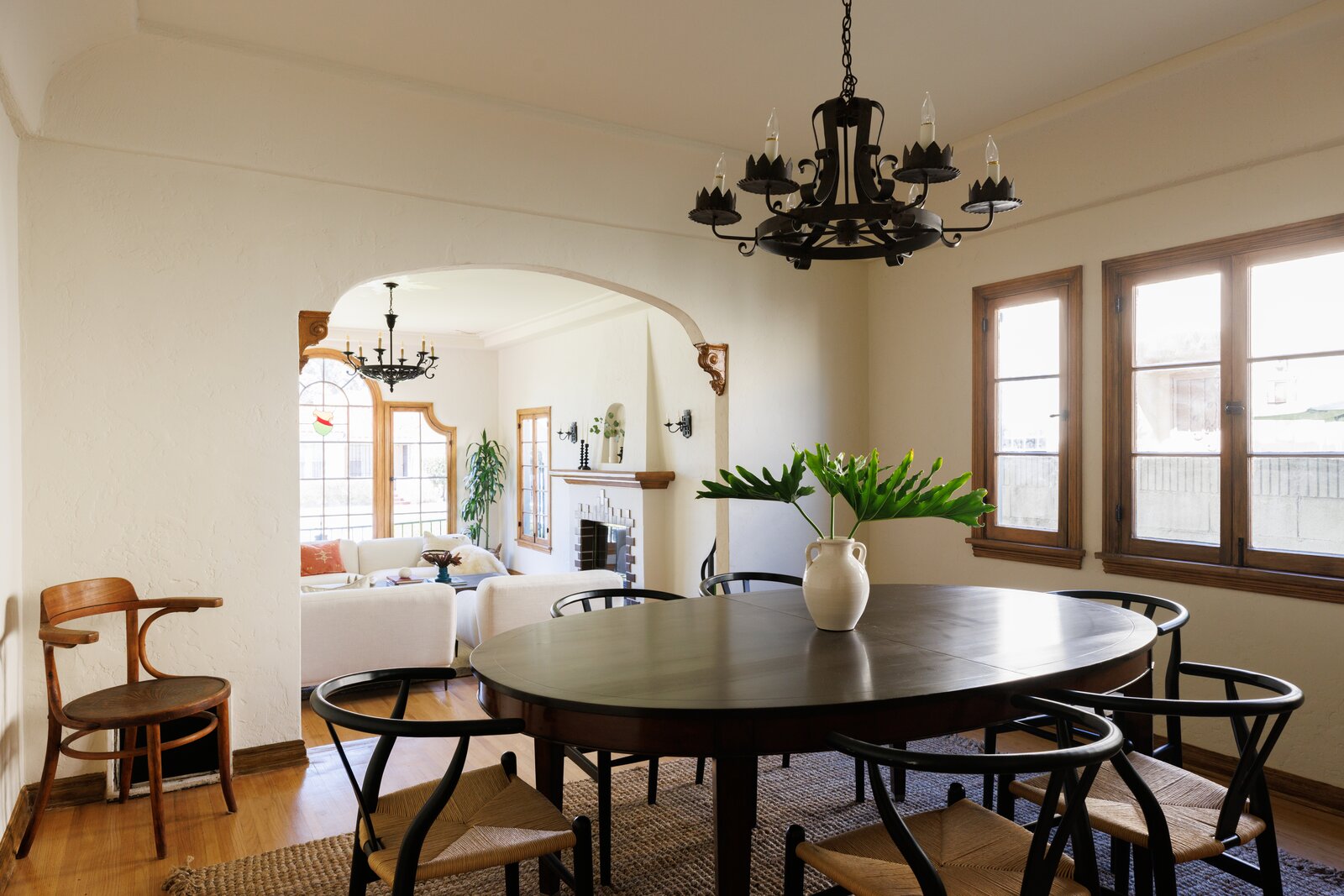 Photo 5 of 10 in This Restored 1920s L.A. Home Is Packed With ...