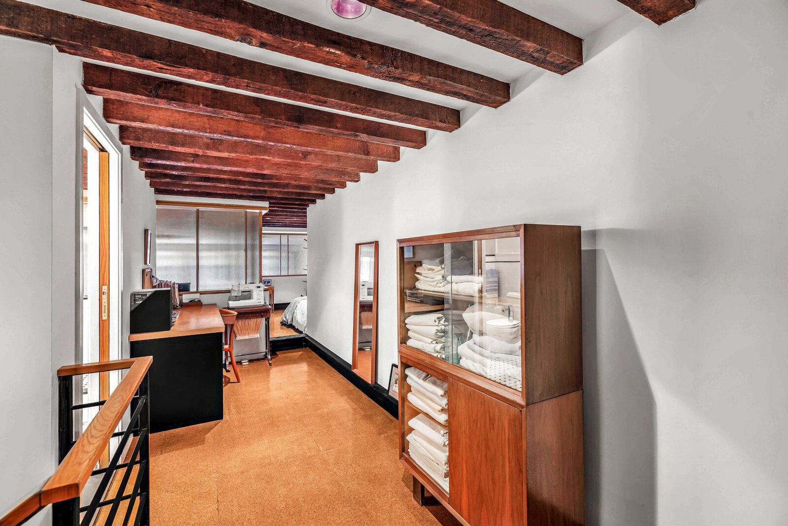 Photo 6 of 11 in This Light-Filled SoHo Loft Has Soaring Interiors—and ...