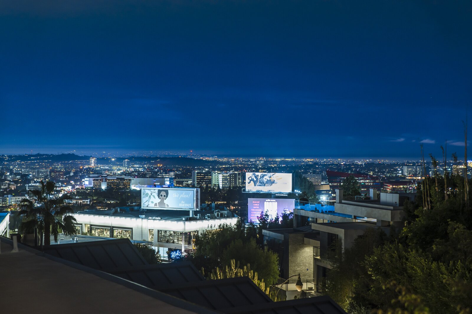 Photo 9 of 9 in This $3.68M Los Angeles “Mini Compound” Is All About ...