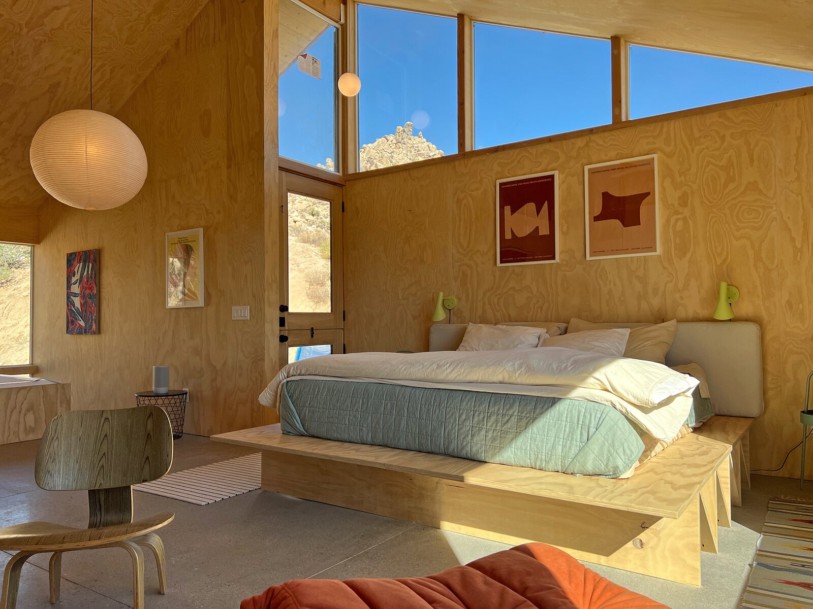 Photo 11 of 16 in Budget Breakdown: A Dilapidated Desert House Springs ...