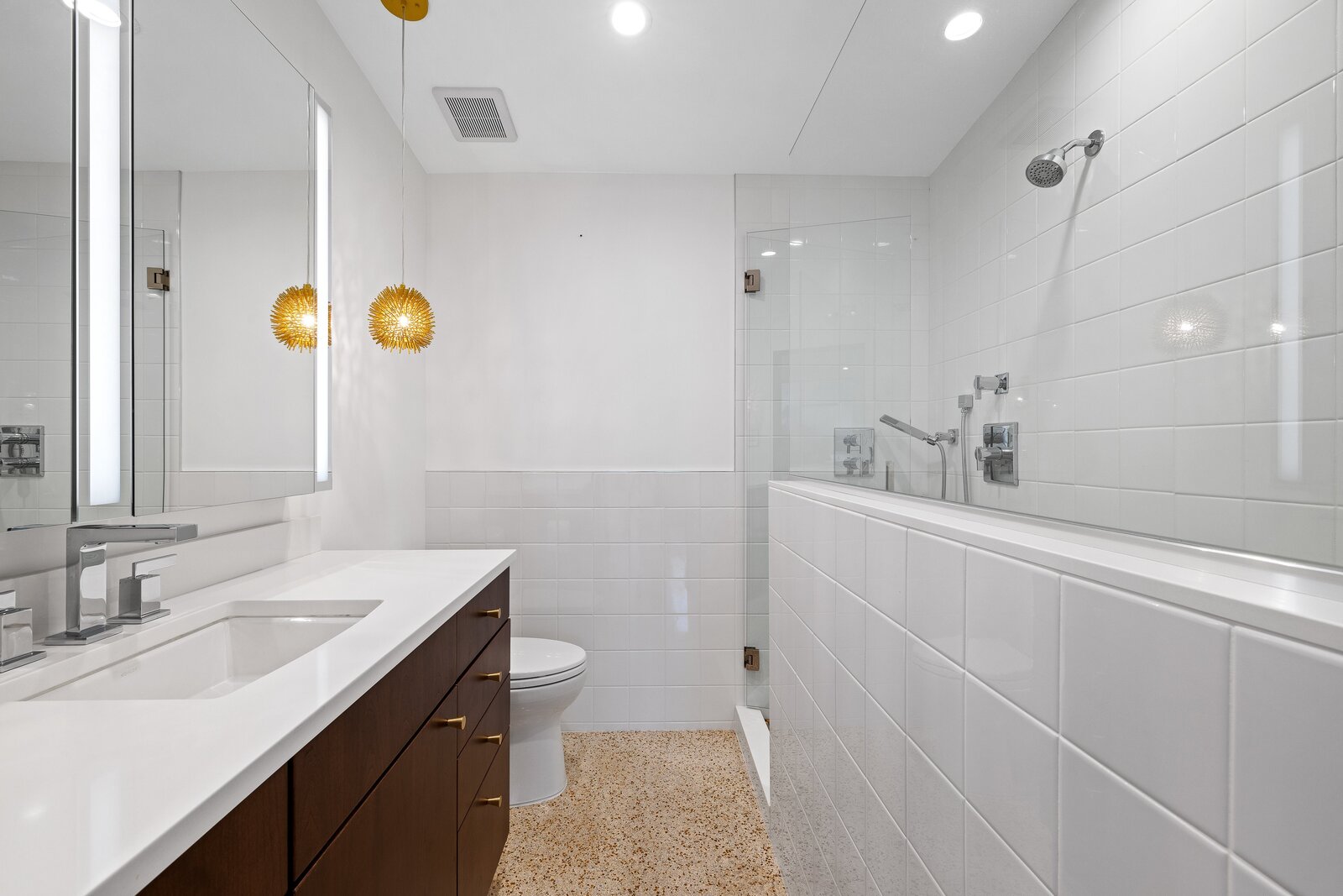 Photo 6 of 8 in This $2.6M Florida Home Blends Midcentury Charm With ...
