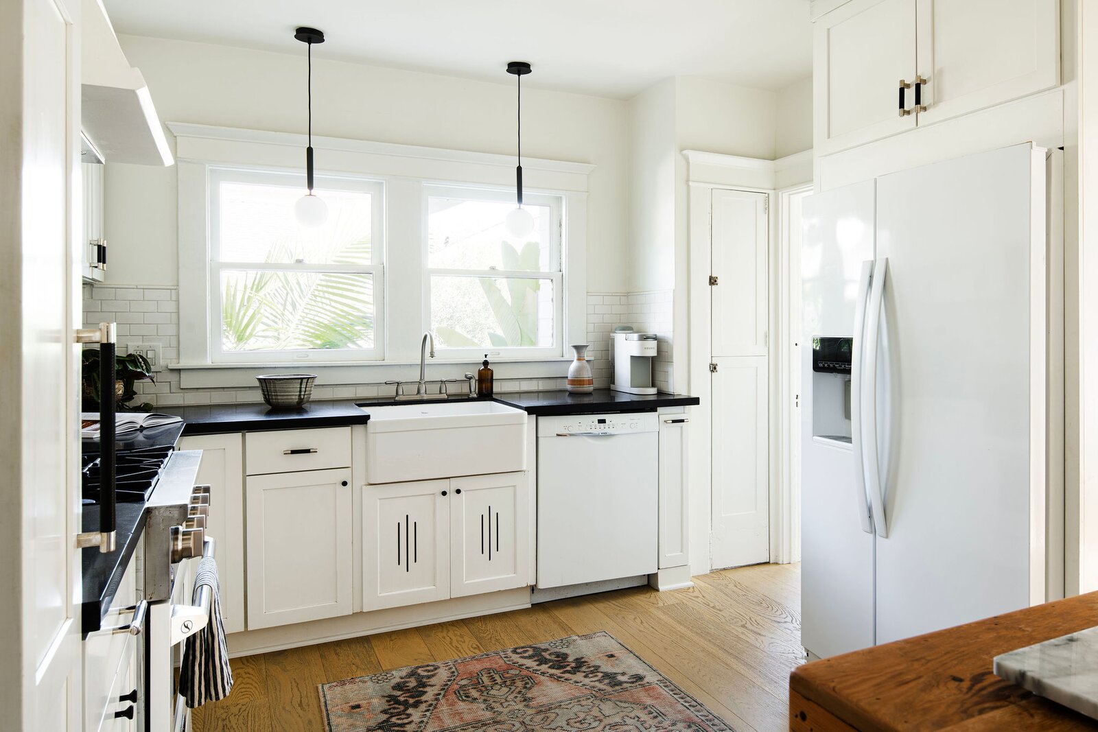 Photo 3 of 10 in For $1.25M, You Can Snag Two California Bungalows Just ...