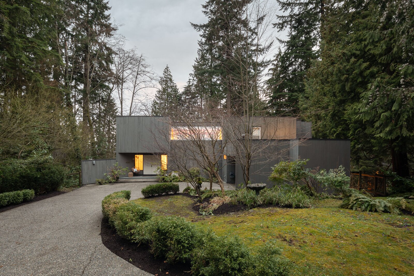 In Vancouver, an Award-Winning Home by James K.M. Cheng Asks $3.1M - Dwell