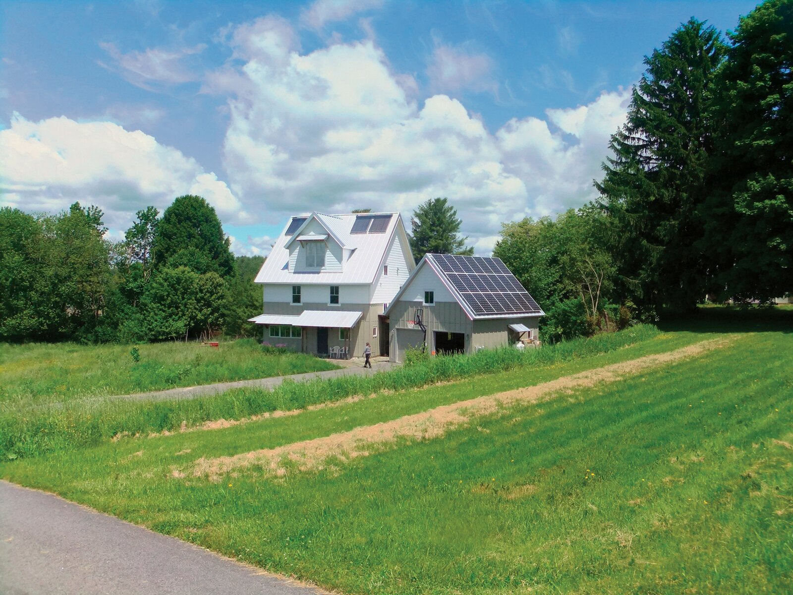 Photo 2 of 6 in We’ve Gotten a Lot Better at Building Good Houses - Dwell