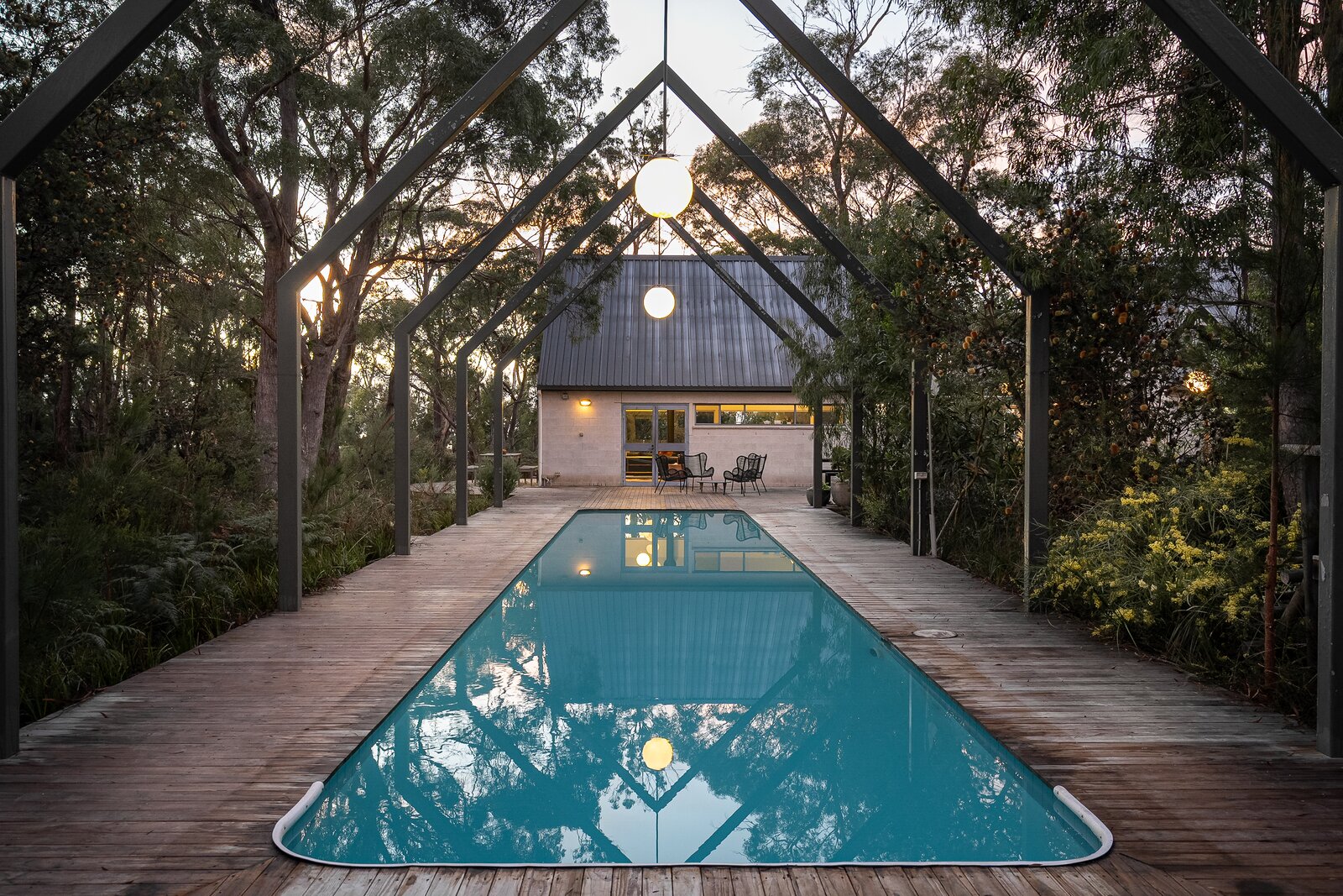 Photo 2 of 6 in On the Market: A “Floating” Midcentury, an English ...