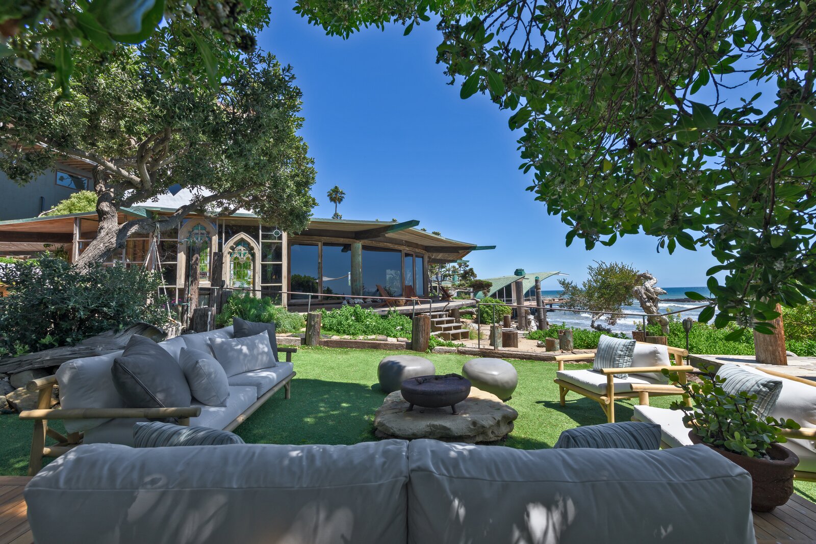 Photo 8 of 9 in Harry Gesner’s Legendary Sandcastle Hits the Market for ...