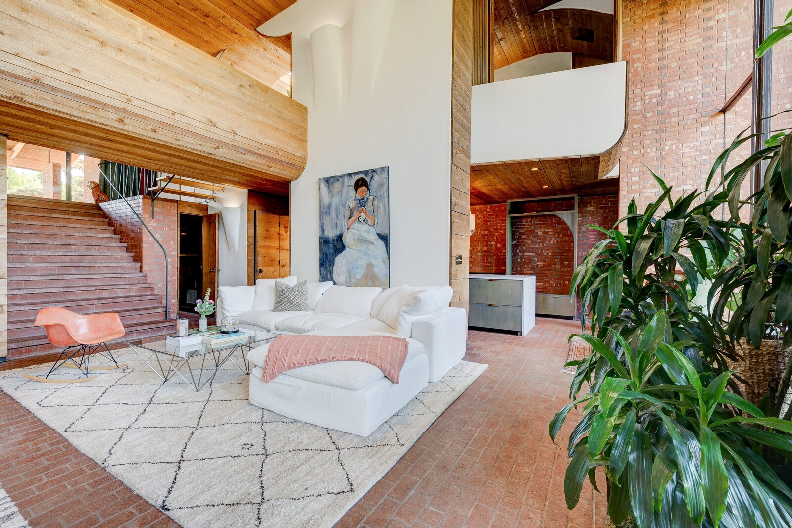 One of Oklahoma City’s Most Extraordinary Midcentury Homes Seeks $1.4M ...