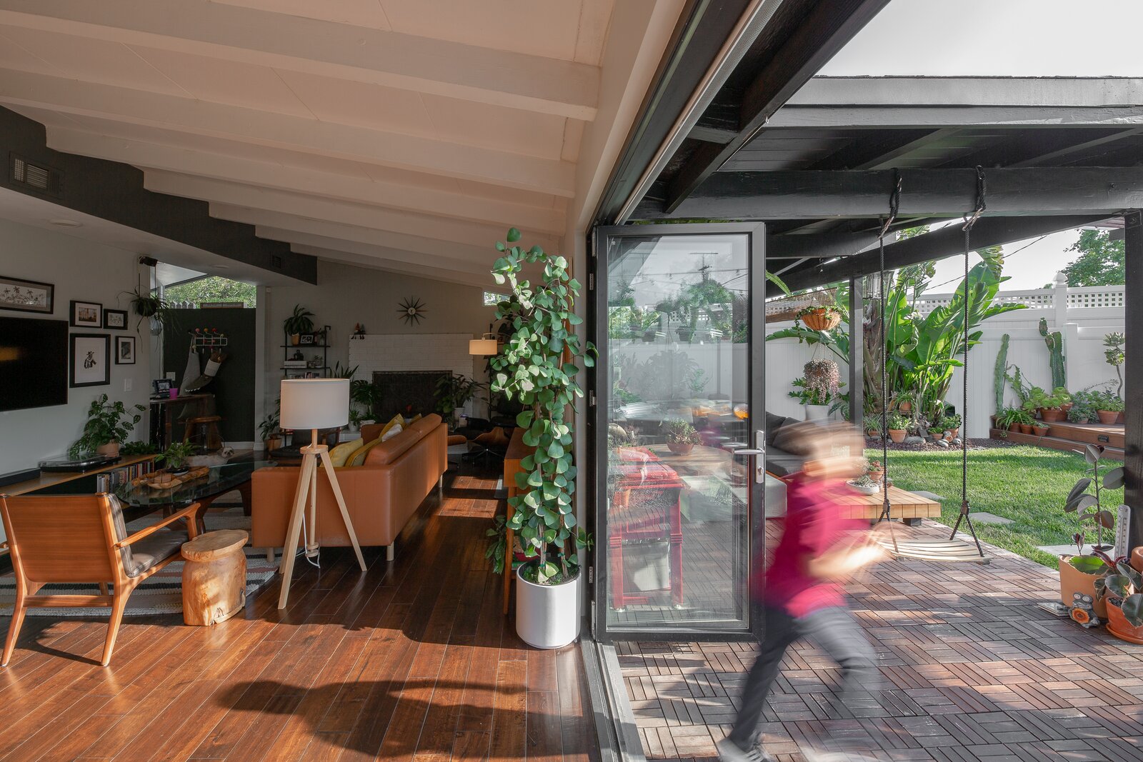 Photo 13 of 15 in Before & After: This $57K Ranch House Revamp Proves ...