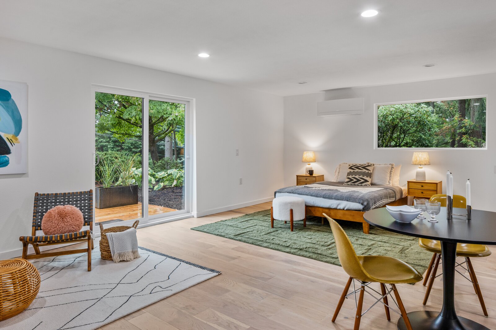 Photo 8 of 10 in In Portland, a Woodsy Midcentury Seeks $1.6M After a ...