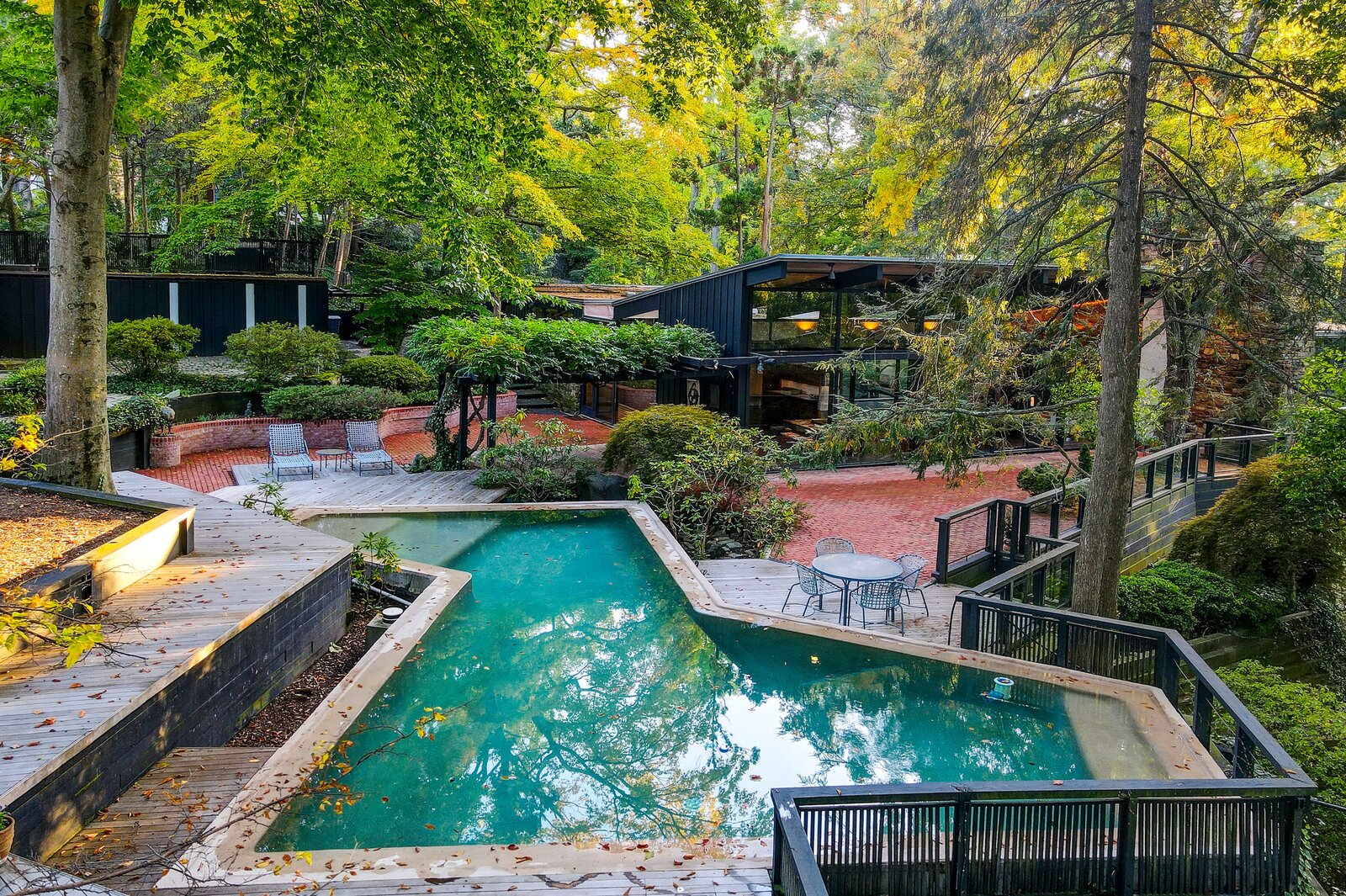 Photo 7 of 11 in This $2.4M Maryland Midcentury Comes With Not One But ...