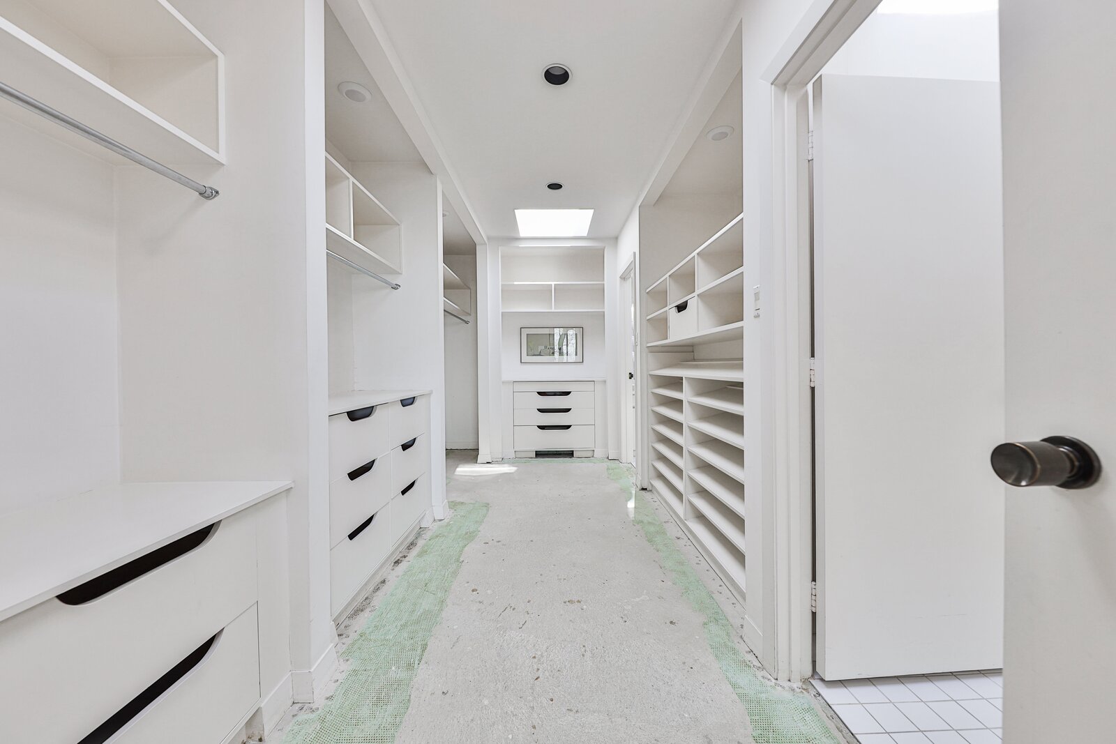 Photo 9 of 10 in One of Architect Joseph Storey’s Last Homes Just Hit ...