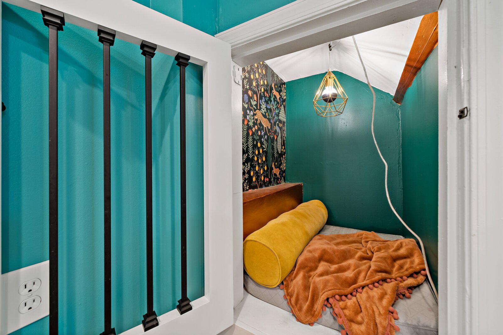 Photo 4 of 7 in We Have a Hunch This $450K Philly Carriage House Won’t ...