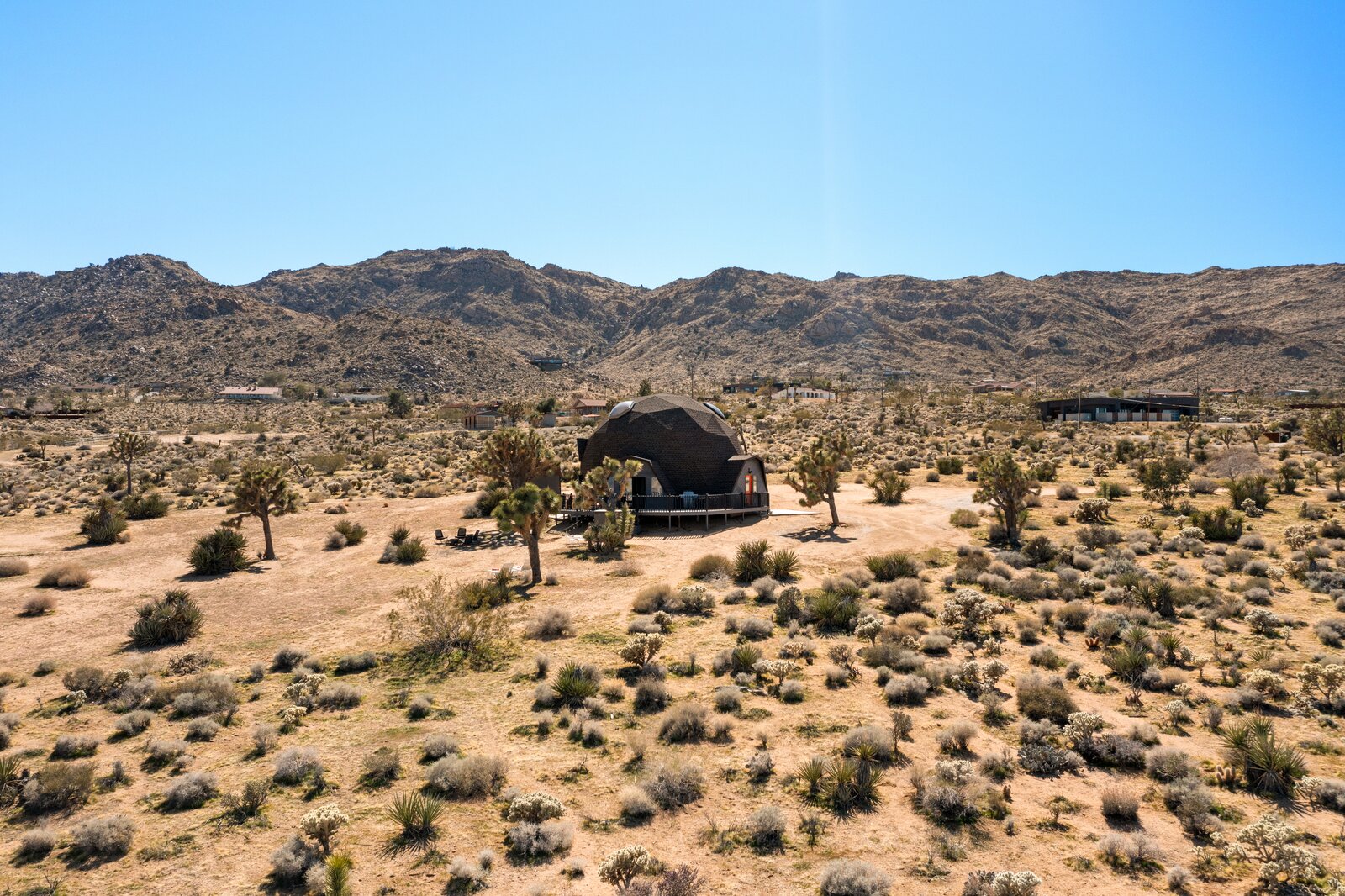 Photo 2 of 10 in Live Out Your Geodesic Dome Dreams in This $899K ...