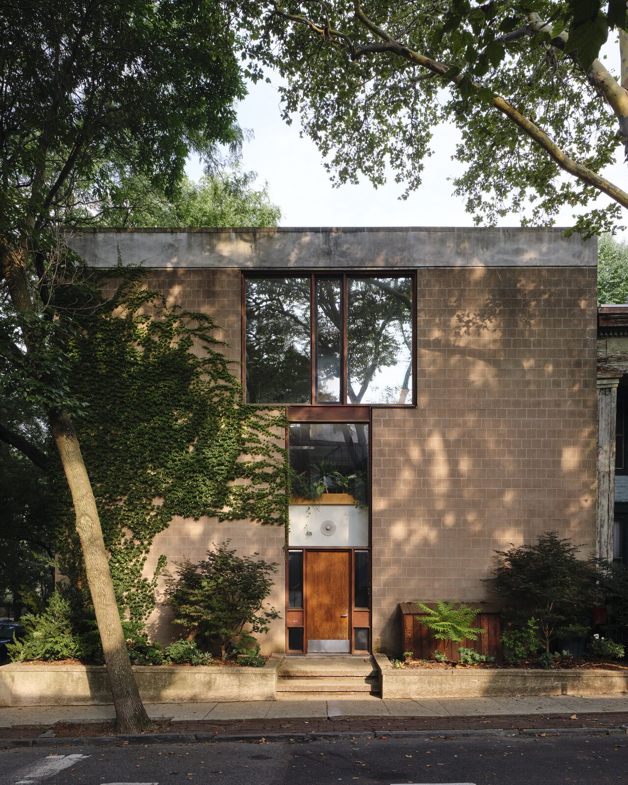 Photo 10 of 10 in Brooklyn’s Famed Merz House Lists for $12M After a ...